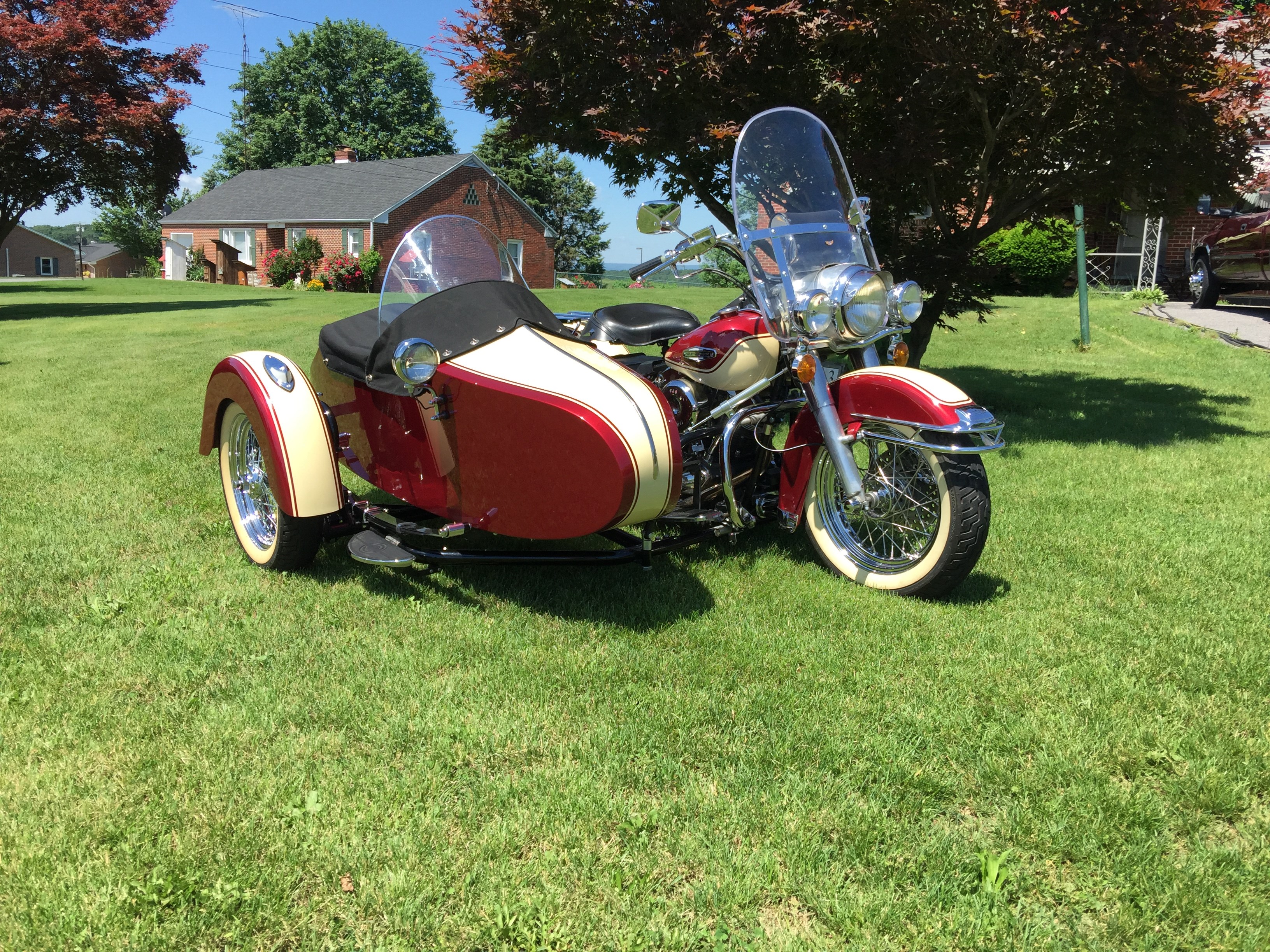 1972 Harley-Davidson® FLH Electra Glide® w/ Sidecar (Burgundy And Cream ...