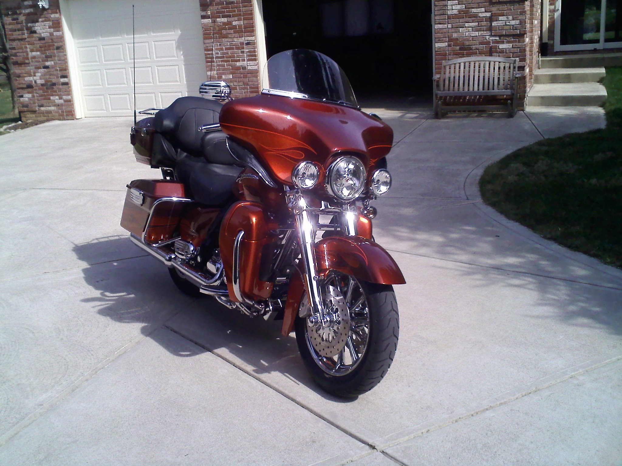 2010 Harley-Davidson® FLHTCUSE5 CVO® Ultra Classic® Electra Glide® for ...