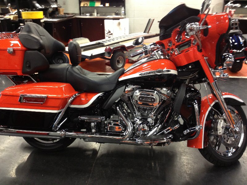 2012 Harley-Davidson® FLHTCUSE7 CVO® Ultra Classic® Electra Glide® for ...