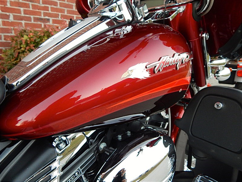 2009 Harley-Davidson® FLHTCUSE4 CVO® Ultra Classic® Electra Glide® for ...