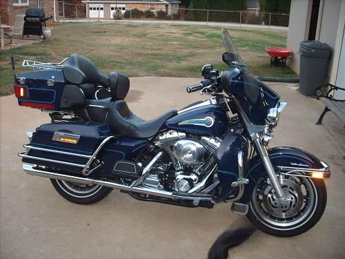 2004 Harley-Davidson® FLHTCU/I Ultra Classic® Electra Glide ...