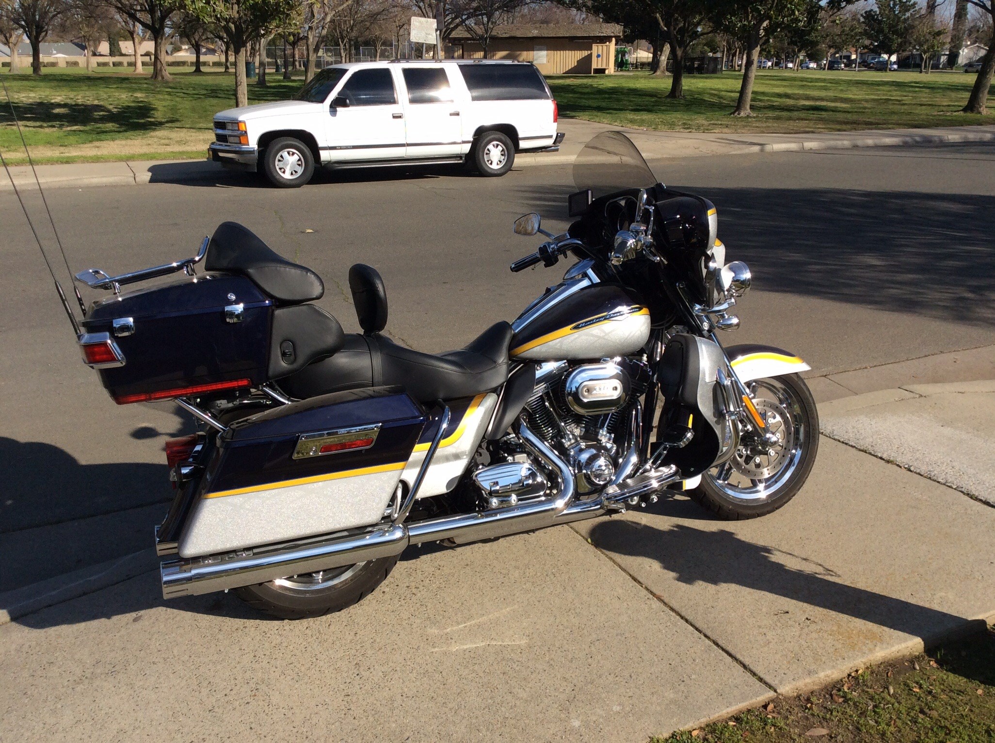2012 Harley-Davidson® FLHTCUSE7 CVO® Ultra Classic® Electra Glide® for ...