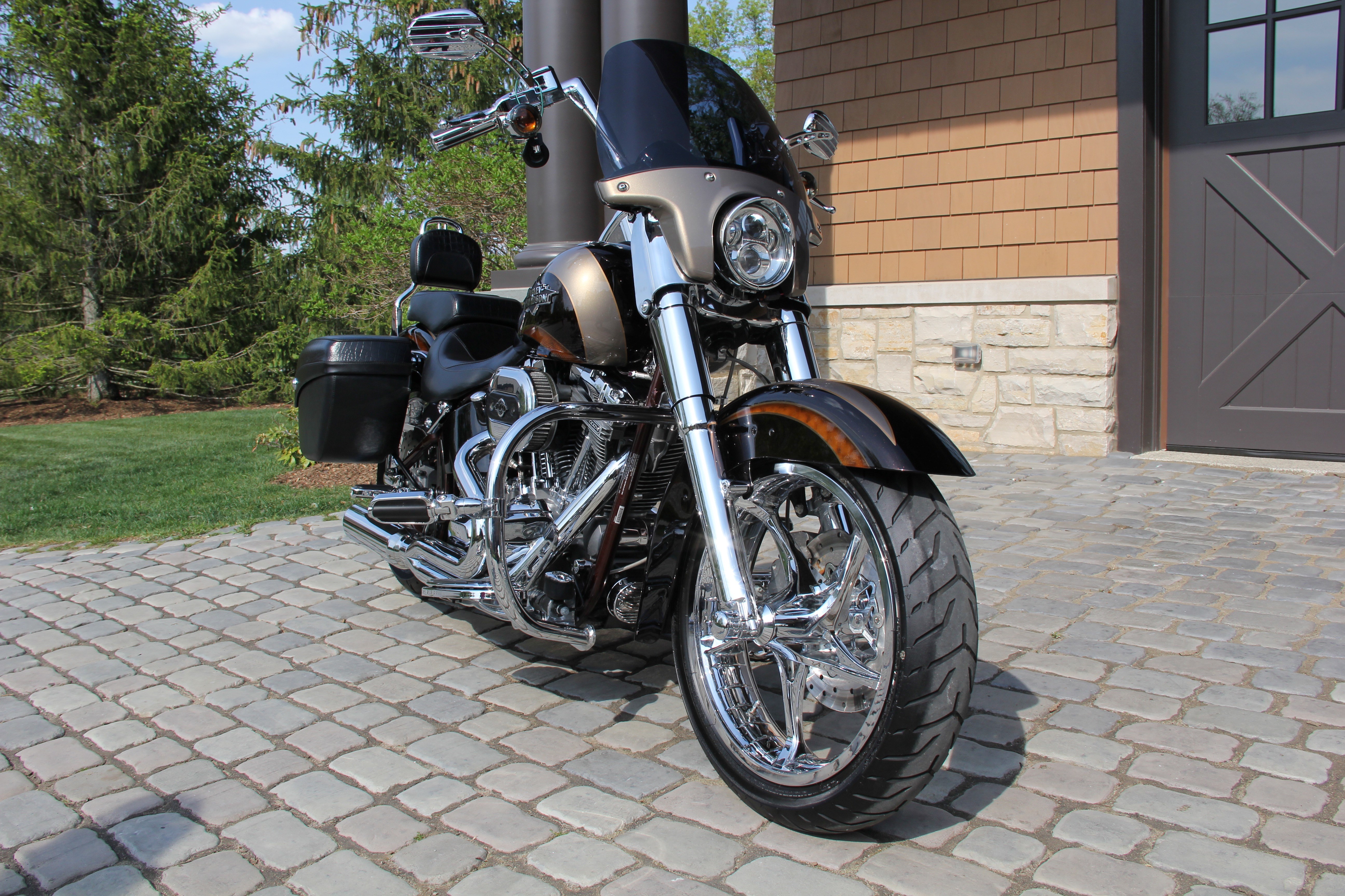 2011 Harley-Davidson® FLSTSE2 CVO™ Softail® Convertible for Sale in ...