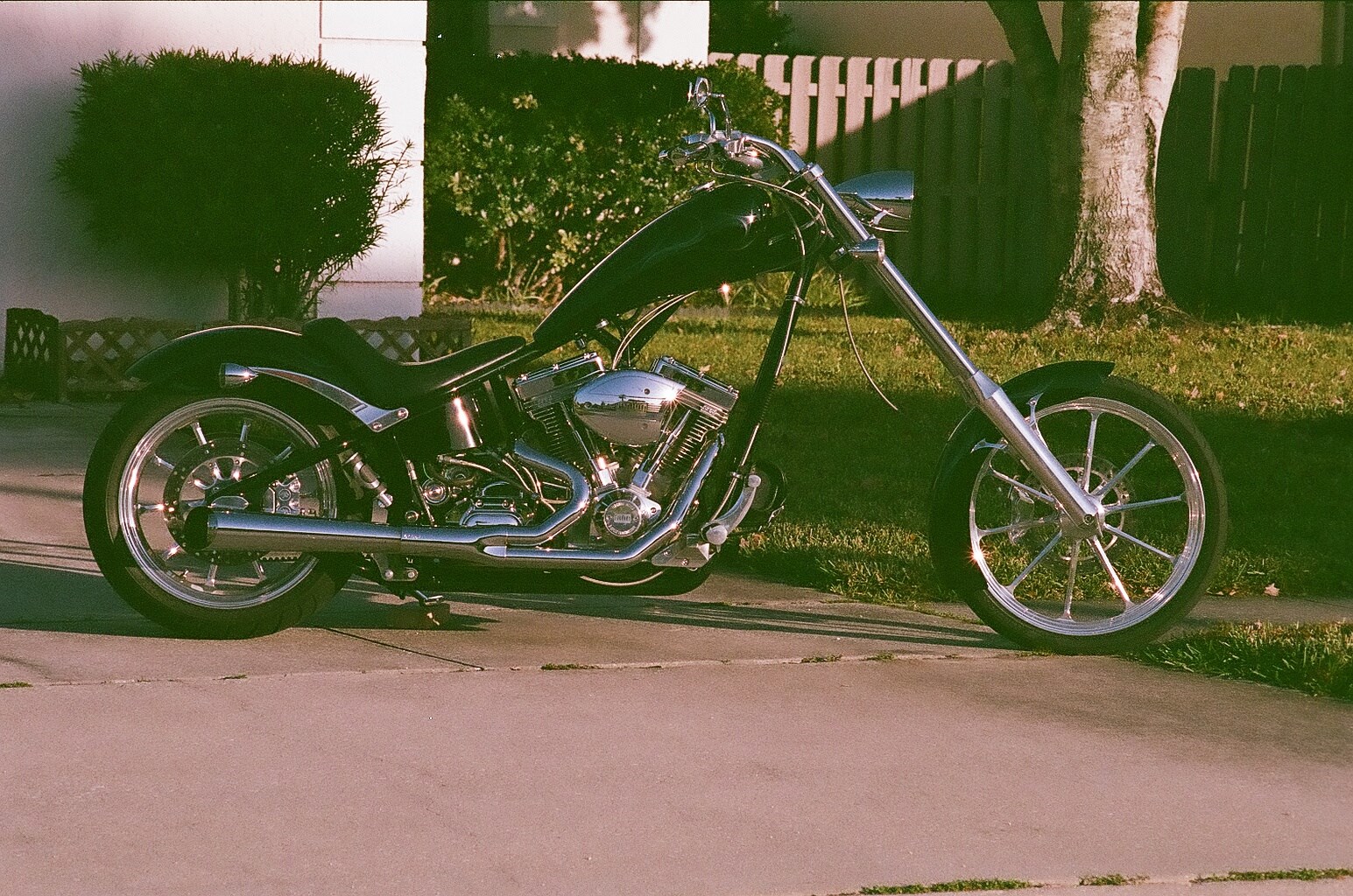 2004 Big Dog Chopper for Sale in KISSIMMEE, FL (Item 949308)