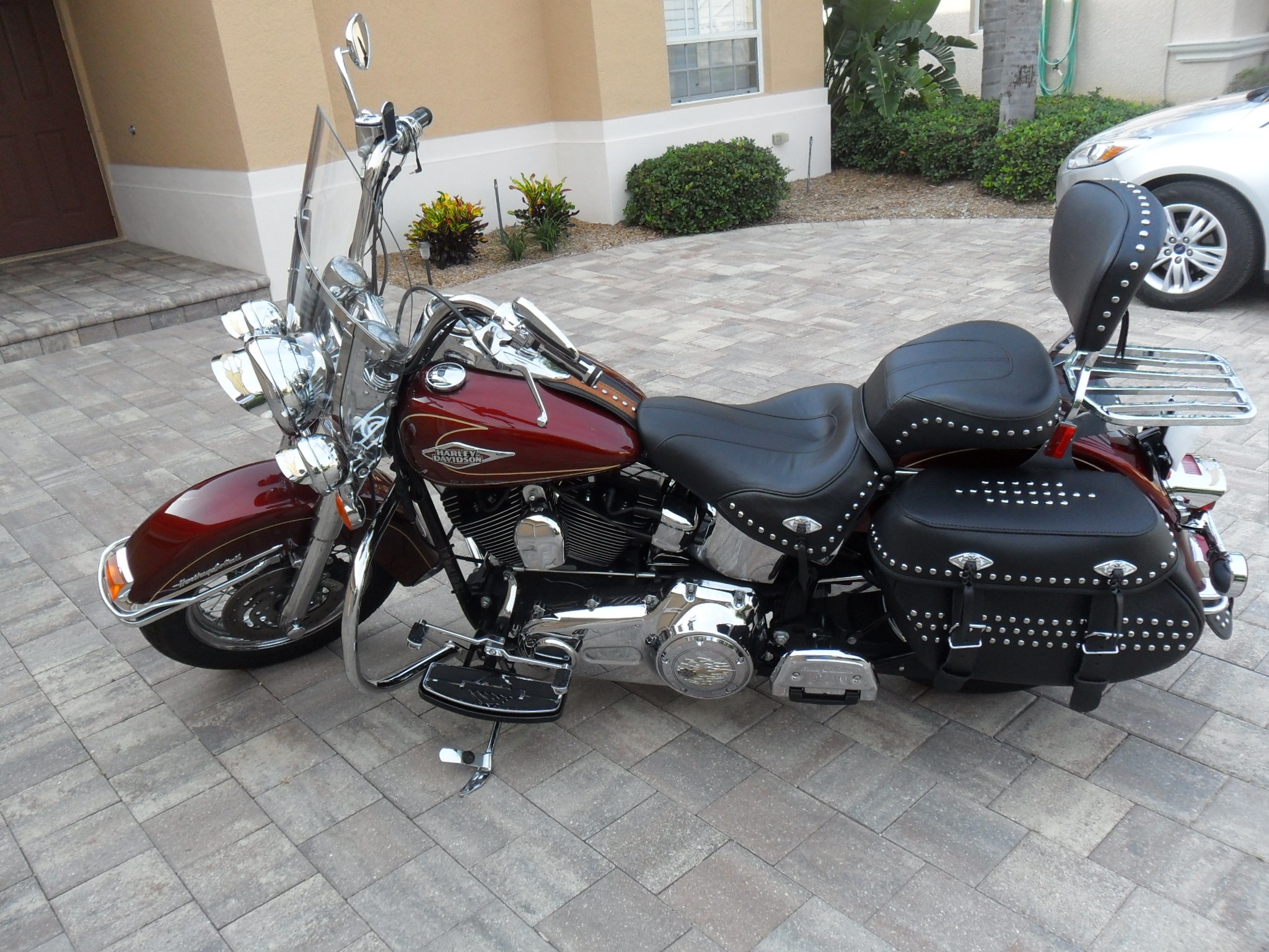 2009 Harley-Davidson® FLSTC Heritage Softail® Classic for Sale in ...