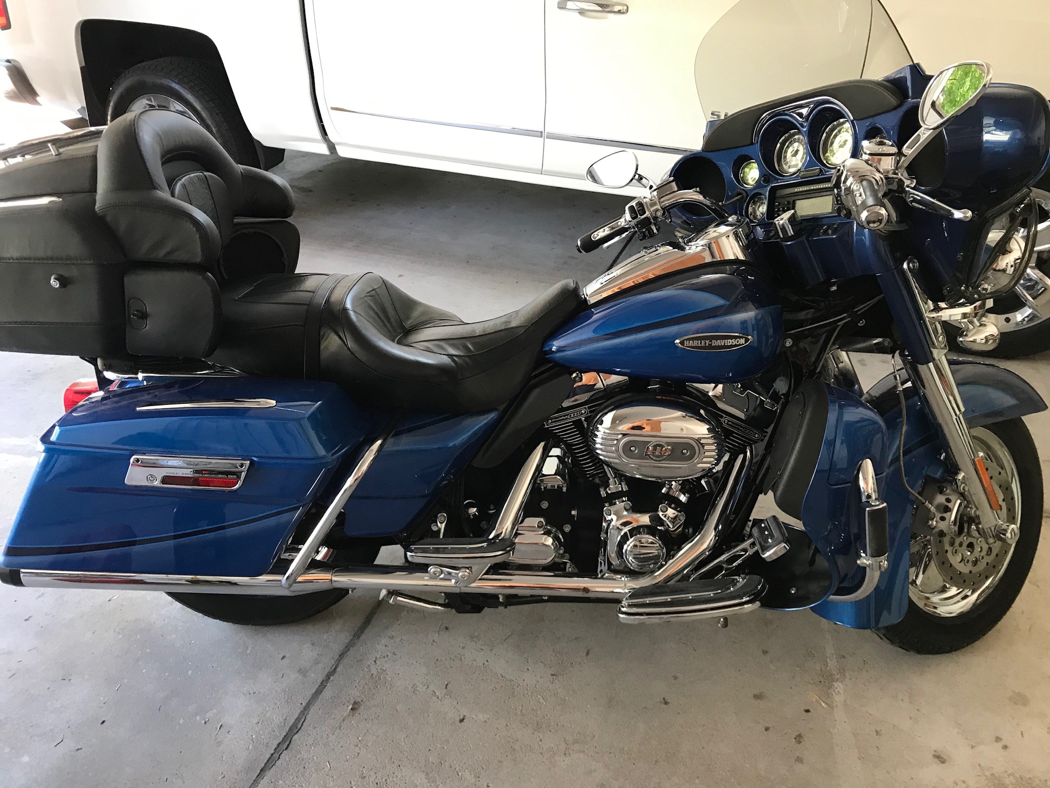 2007 Harley-Davidson® FLHTCUSE2 Screamin' Eagle® Ultra Classic® Electra ...