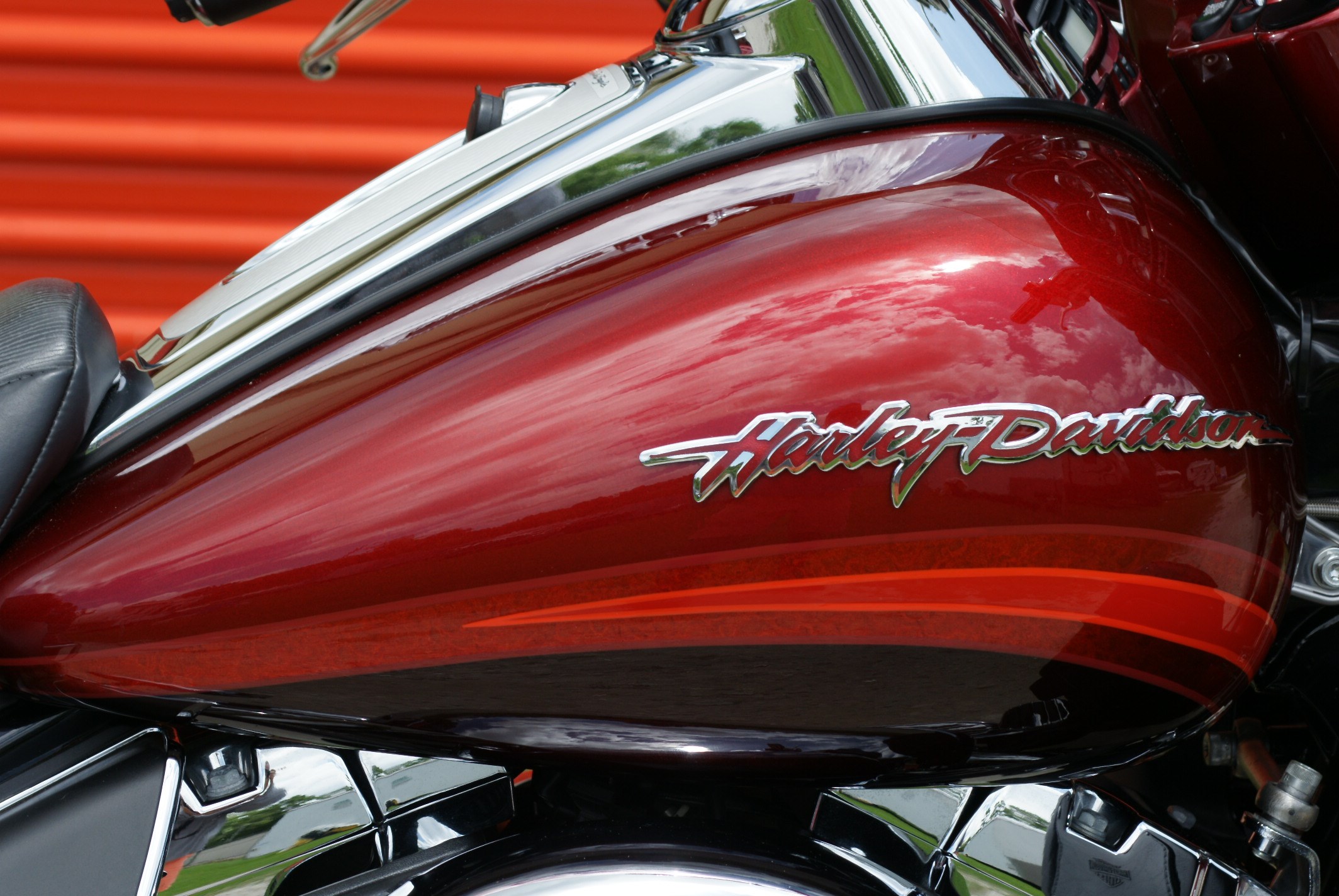 2009 Harley-Davidson® FLHTCUSE4 CVO® Ultra Classic® Electra Glide® for ...