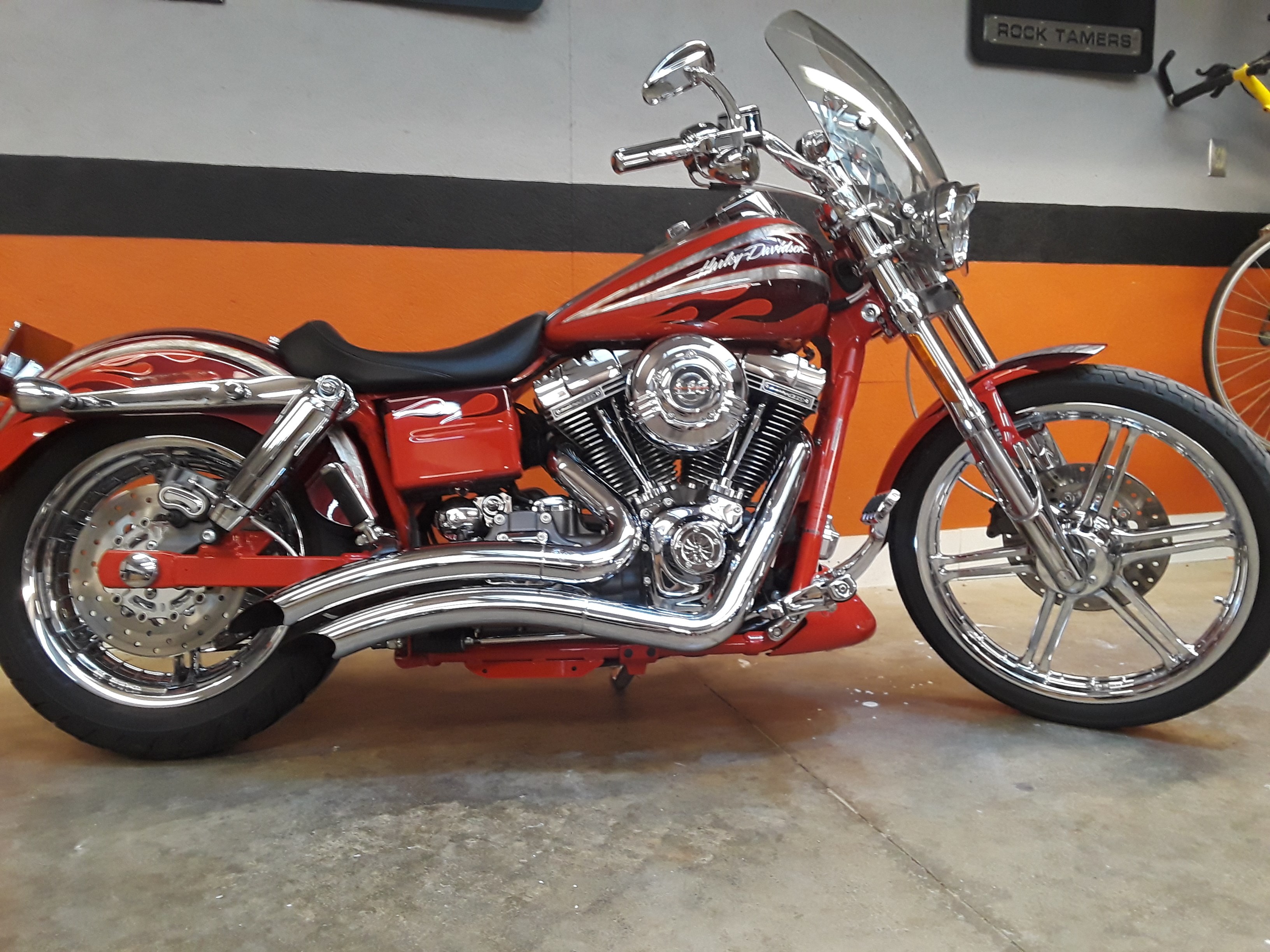 2008 Harley-Davidson® FXDSE2 Screamin' Eagle® Dyna® for Sale in Ottawa ...