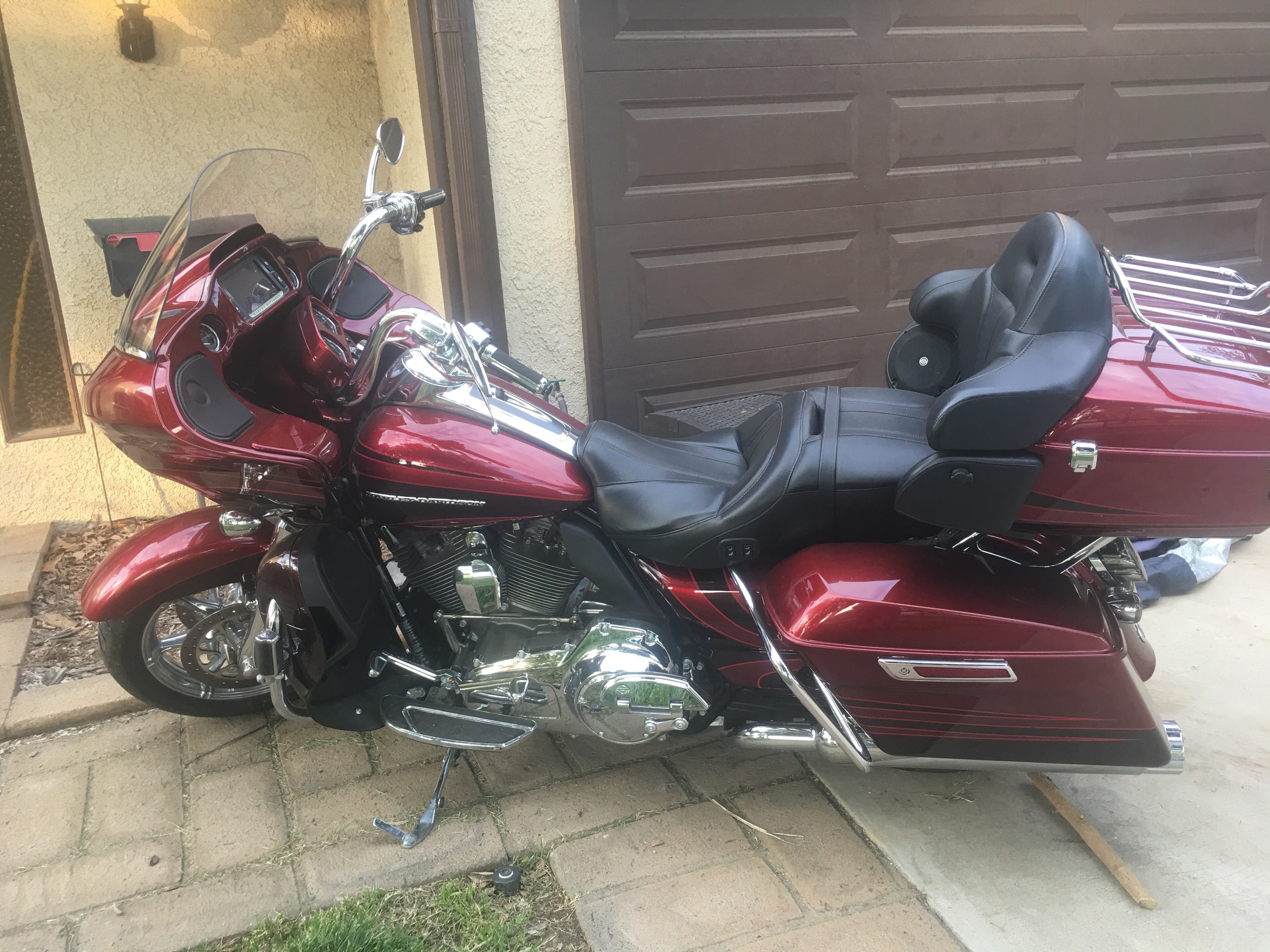 2015 Harley-Davidson® FLTRUSE CVO® Road Glide® Ultra for Sale in ...
