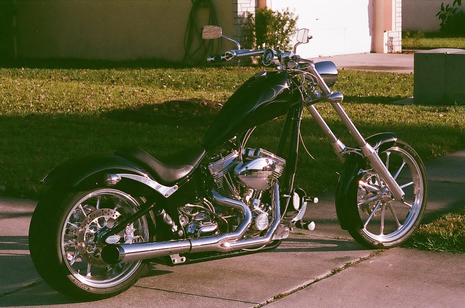2004 Big Dog Chopper for Sale in KISSIMMEE, FL (Item 949308)
