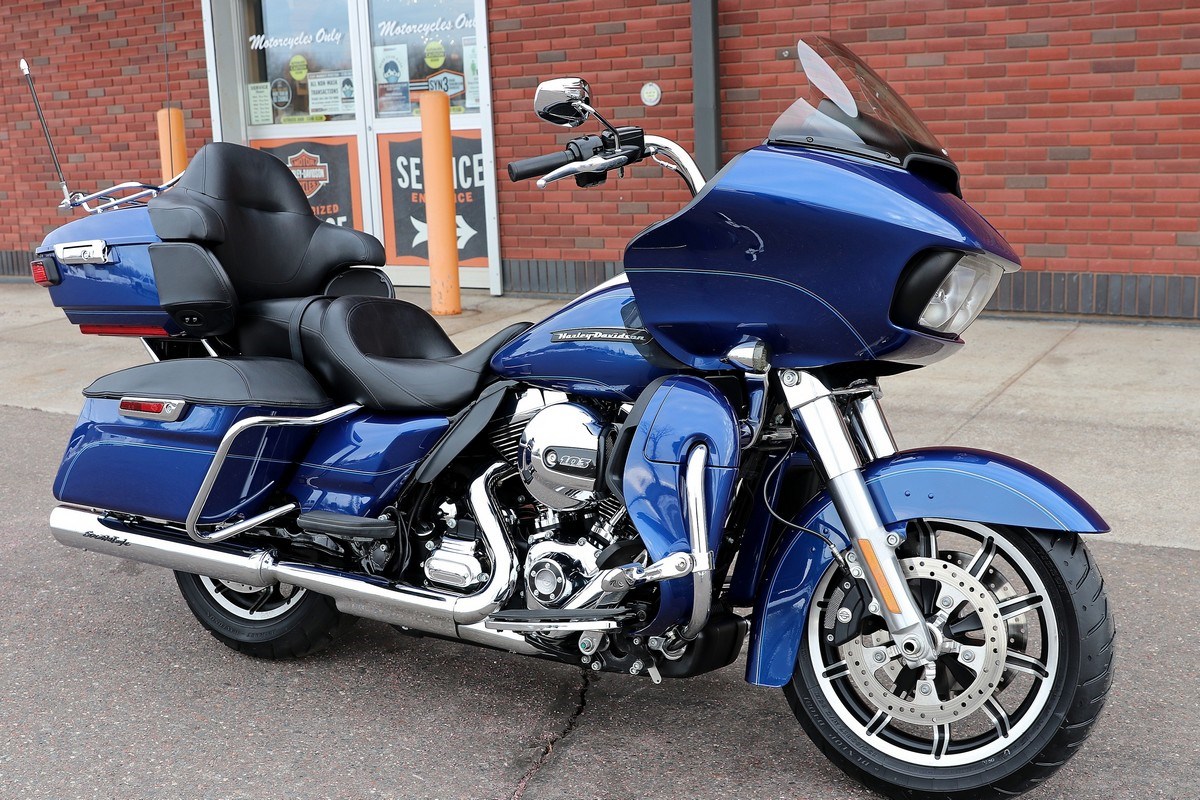 2016 Harley-Davidson® FLTRU Road Glide® Ultra (Superior Blue), Duluth ...
