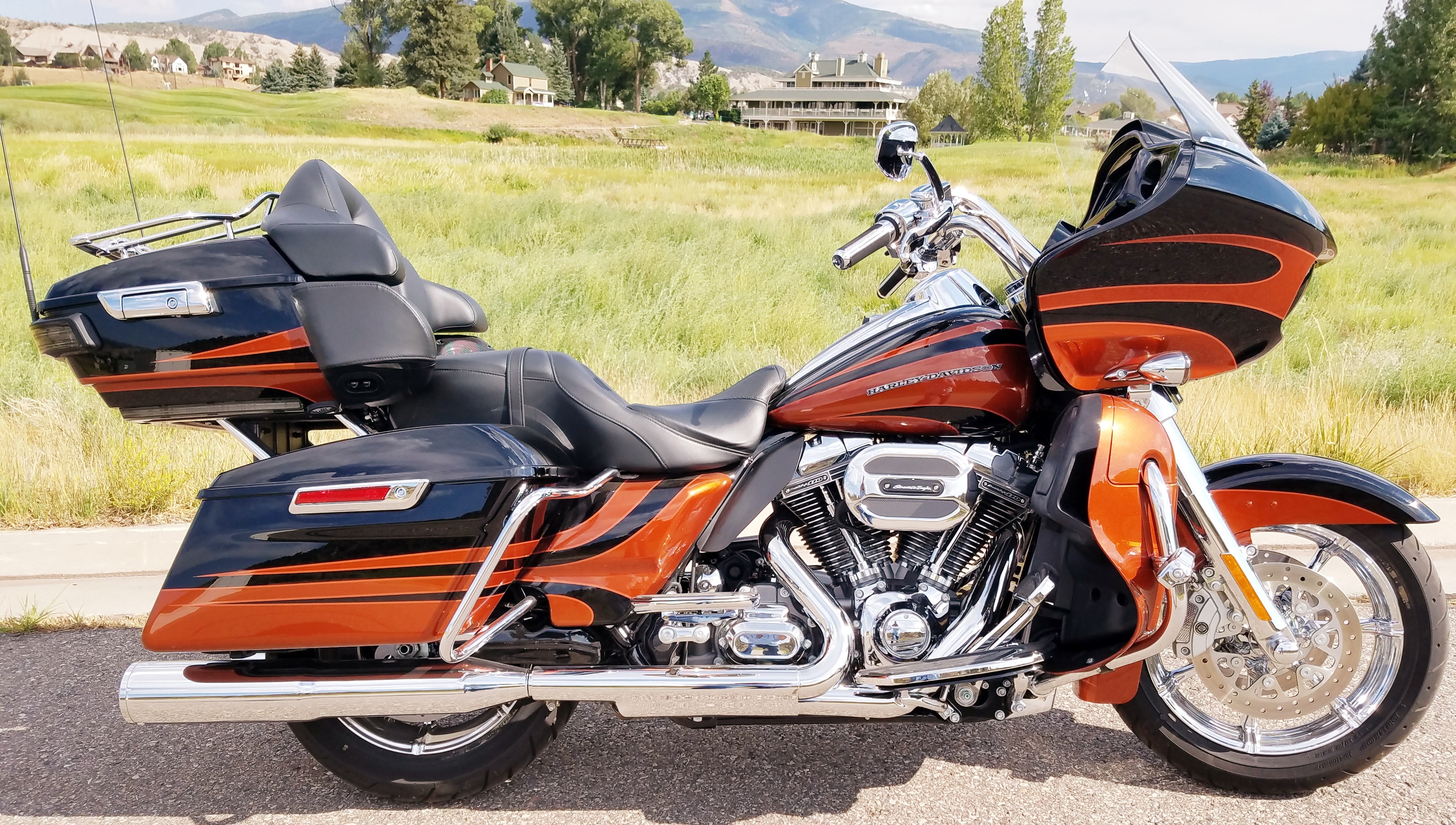 2015 Harley-Davidson® FLTRUSE CVO® Road Glide® Ultra for Sale in Saint ...