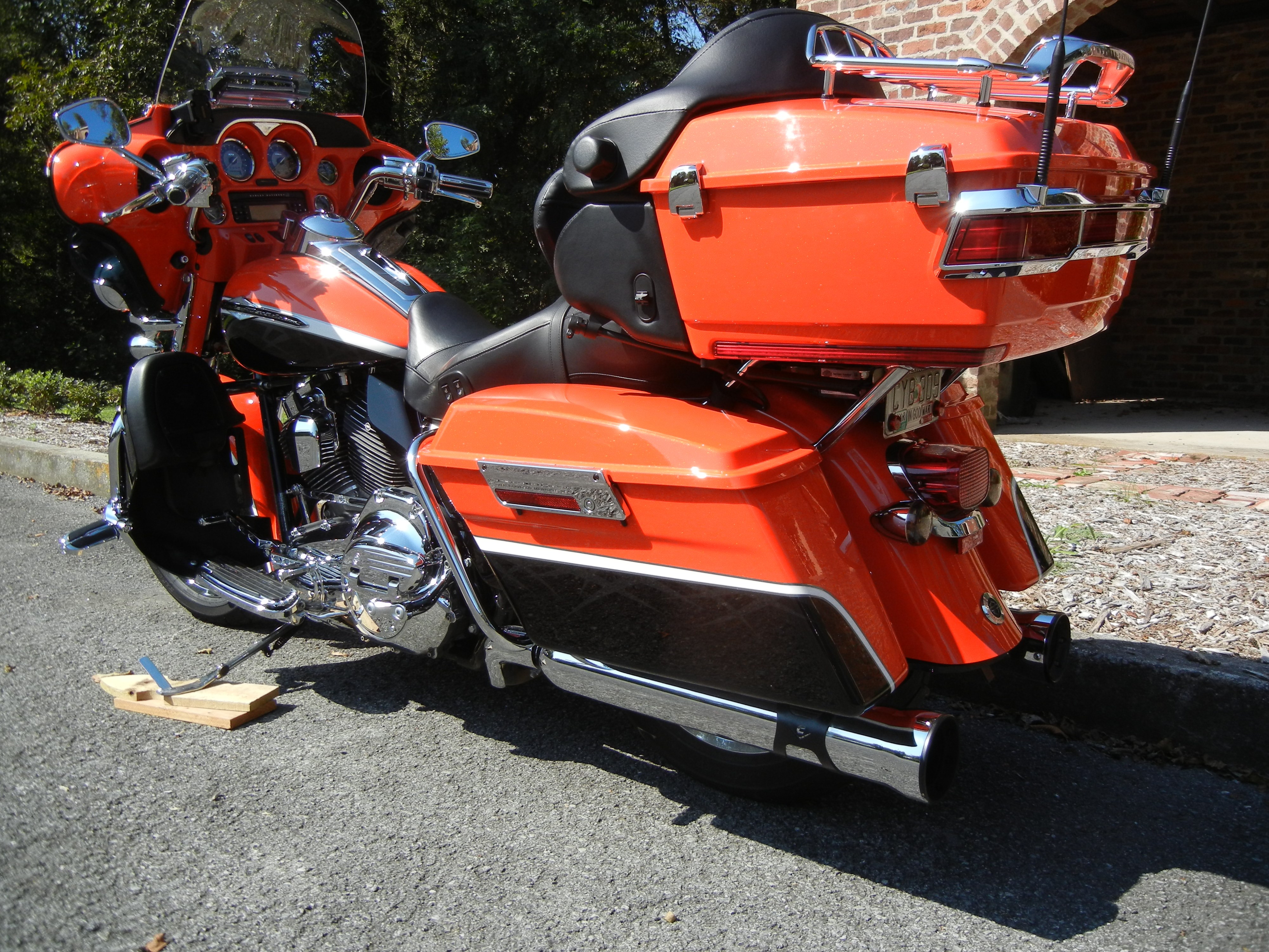 2012 Harley-Davidson® FLHTCUSE7 CVO® Ultra Classic® Electra Glide® for ...