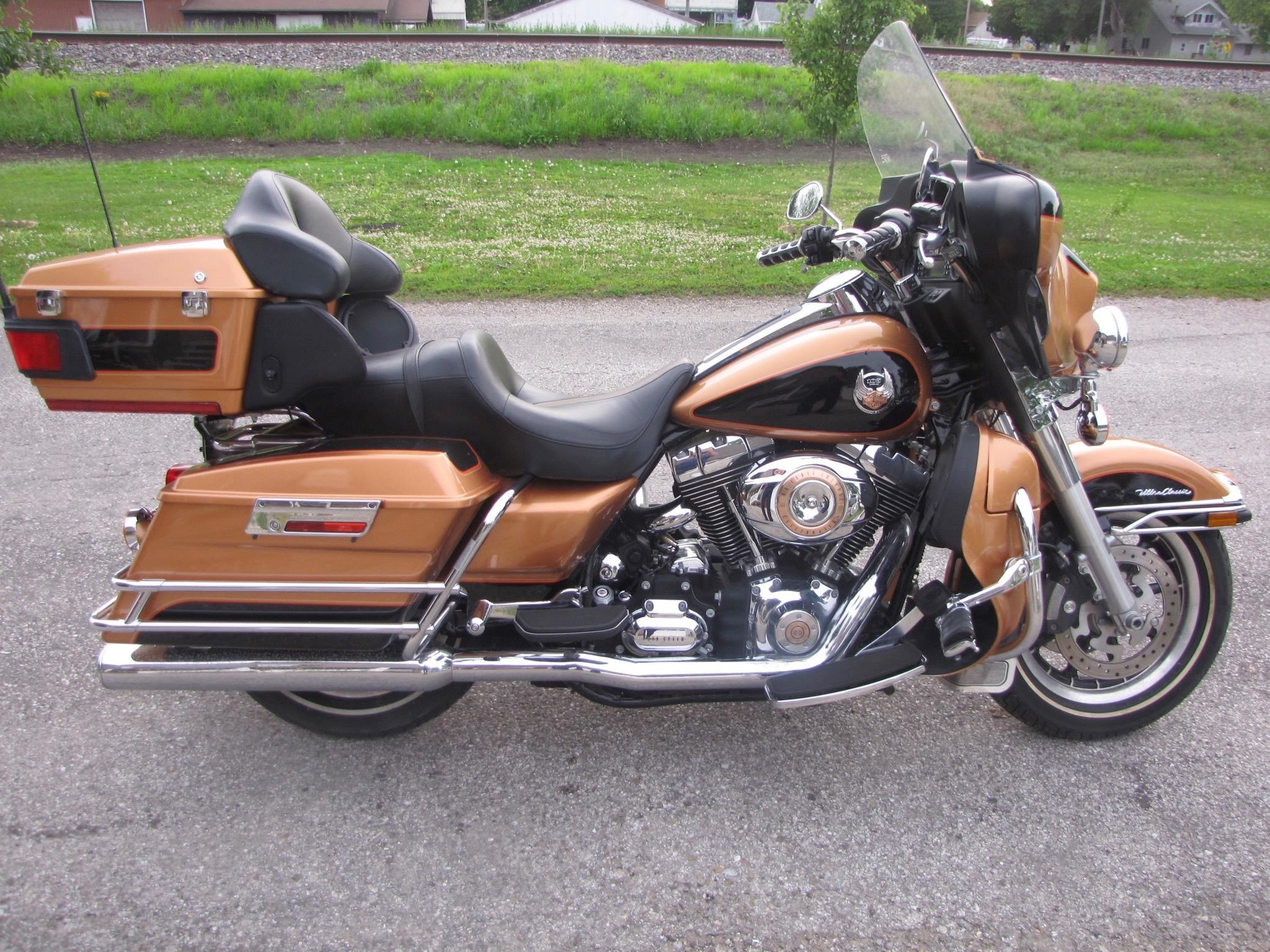 2008 Harley-Davidson® FLHTCU-ANV Ultra Classic® Electra Glide ...