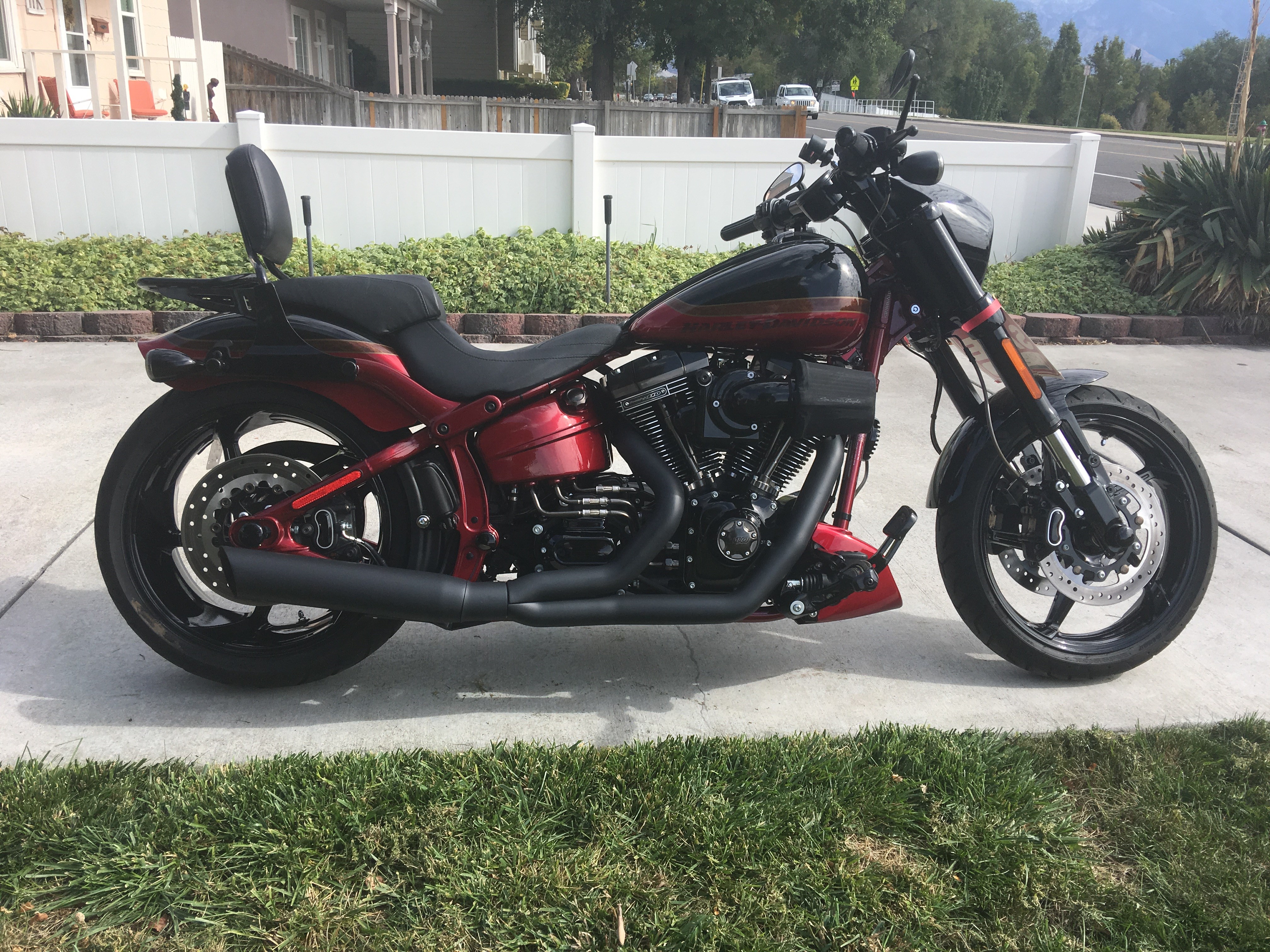 2017 Harley-Davidson® FXSE CVO® Pro Street Breakout® for Sale in Murray ...