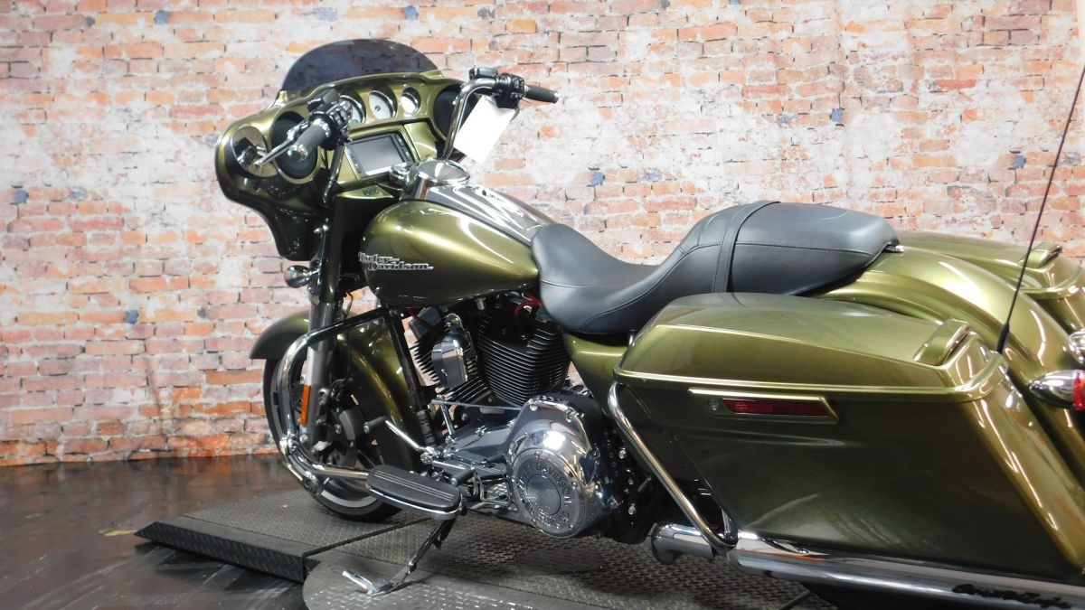 2016 Harley-Davidson® FLHXS Street Glide® Special (OLIVE GREEN ...
