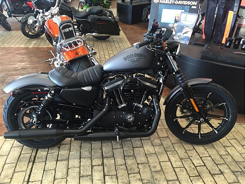2017 Harley-Davidson® XL883N Sportster® Iron 883™ (Charcoal Denim), Marion, Illinois (704597 ...