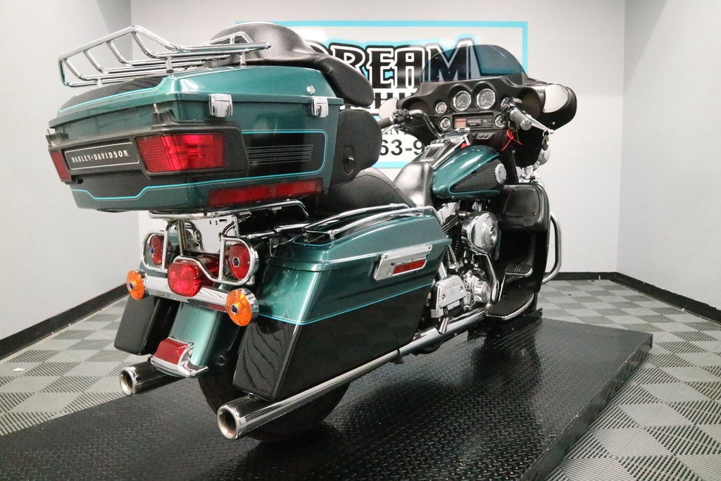 2001 Harley-Davidson® FLHTCU/I Ultra Classic® Electra Glide® (SUEDE ...