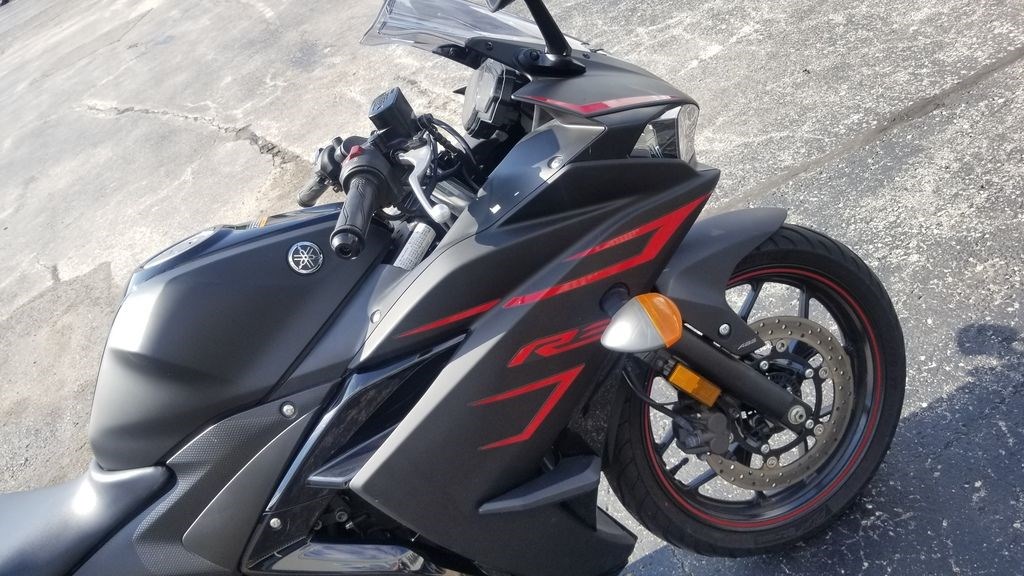 2017 Yamaha YZF-R3 (MATTE BLACK/RED), Milwaukee, Wisconsin (1001338 ...