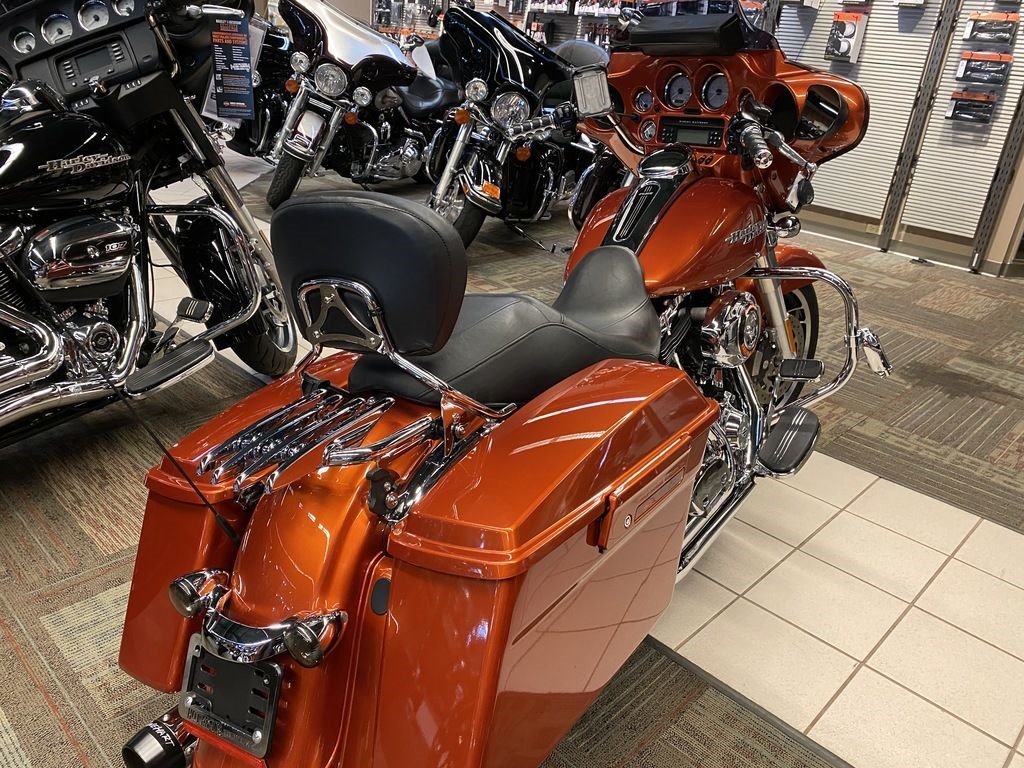 2011 Harley-Davidson® FLHX Street Glide® (Sedona Orange), Pittsburgh ...