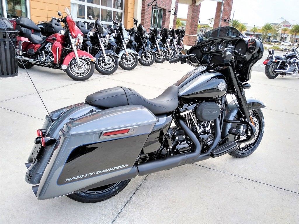 2021 Harley-Davidson® FLHXS Street Glide® Special (Gauntlet Gray ...