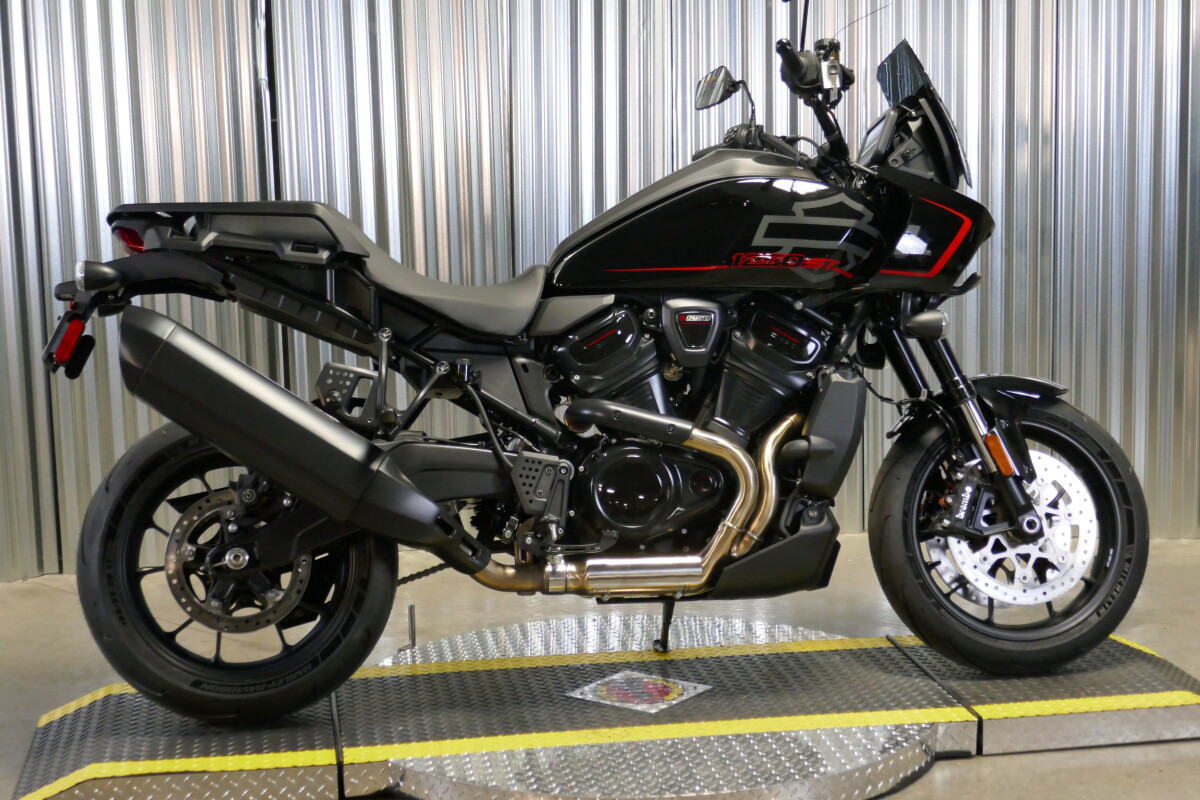 2025 Harley-Davidson® RA1250ST Pan America® 1250 ST for Sale in Elk ...