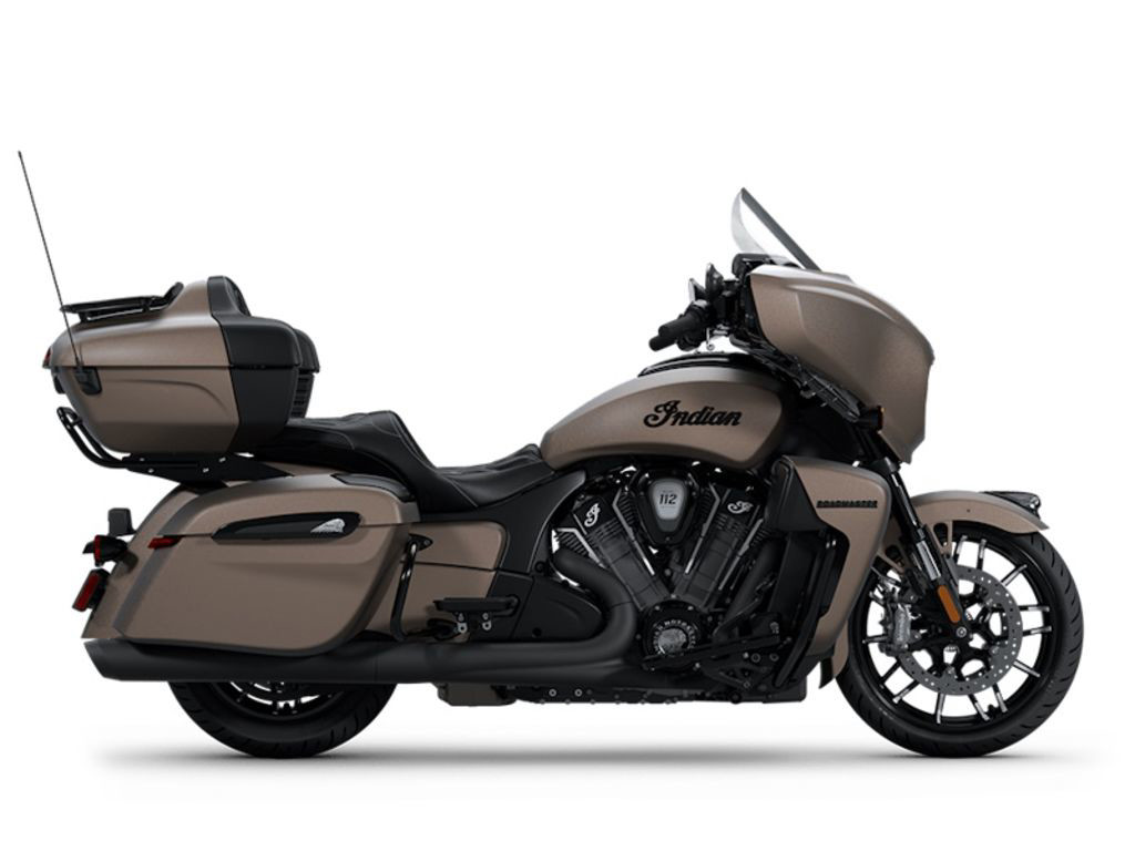 2025 Indian® Motorcycle Roadmaster PowerPlus Dark Horse 112 for Sale in ...