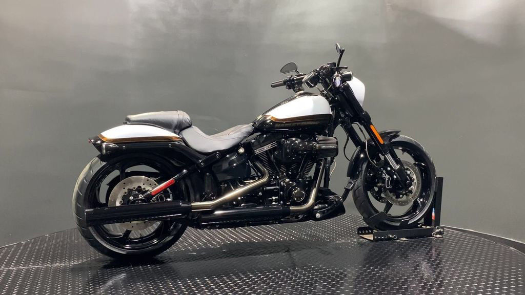 2017 Harley-Davidson® FXSE CVO® Pro Street Breakout® for Sale in ...