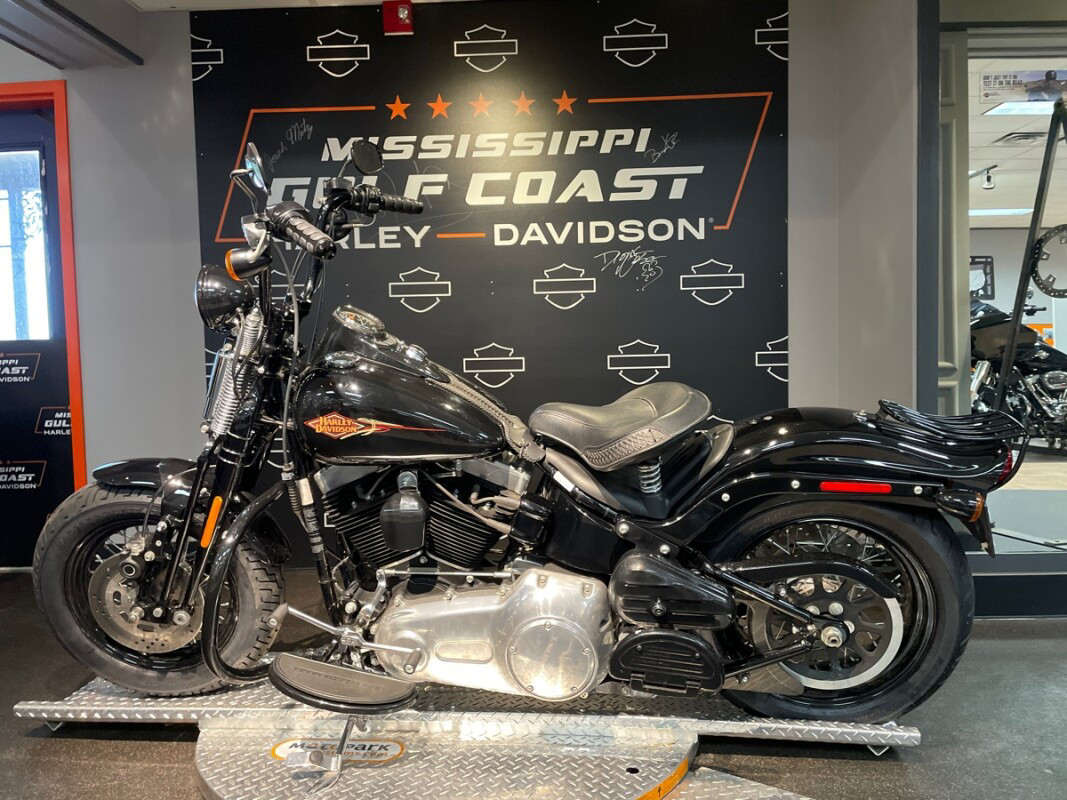 2011 Harley-Davidson® FLSTSB Softail® Cross Bones™ for Sale in Biloxi ...