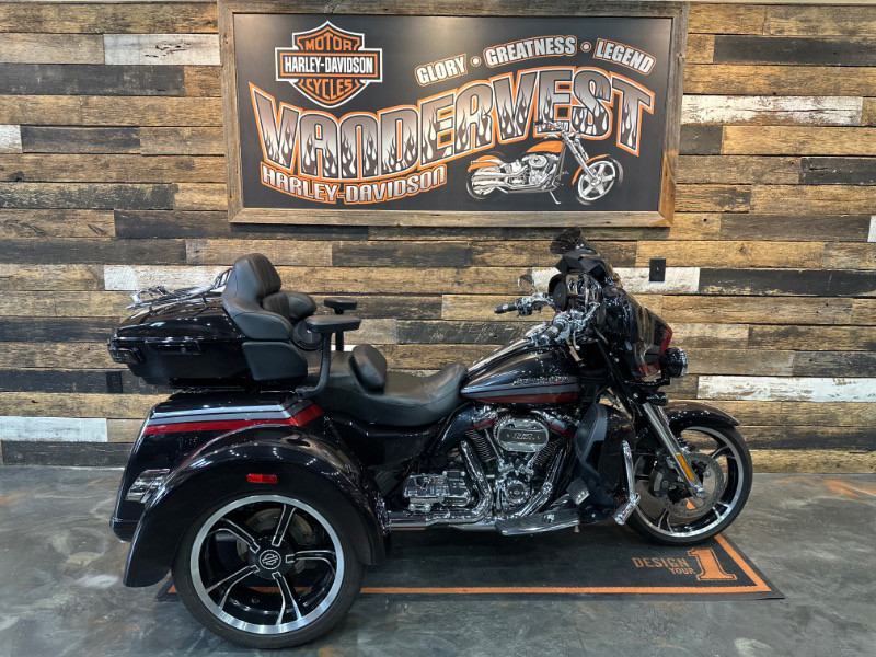 2020 Harley-Davidson® FLHTCUTGSE CVO Tri Glide® Ultra for Sale in Green ...
