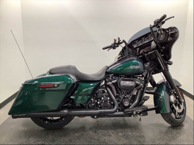 Used Harley-Davidson® Motorcycles for Sale matching Snake venom on ...