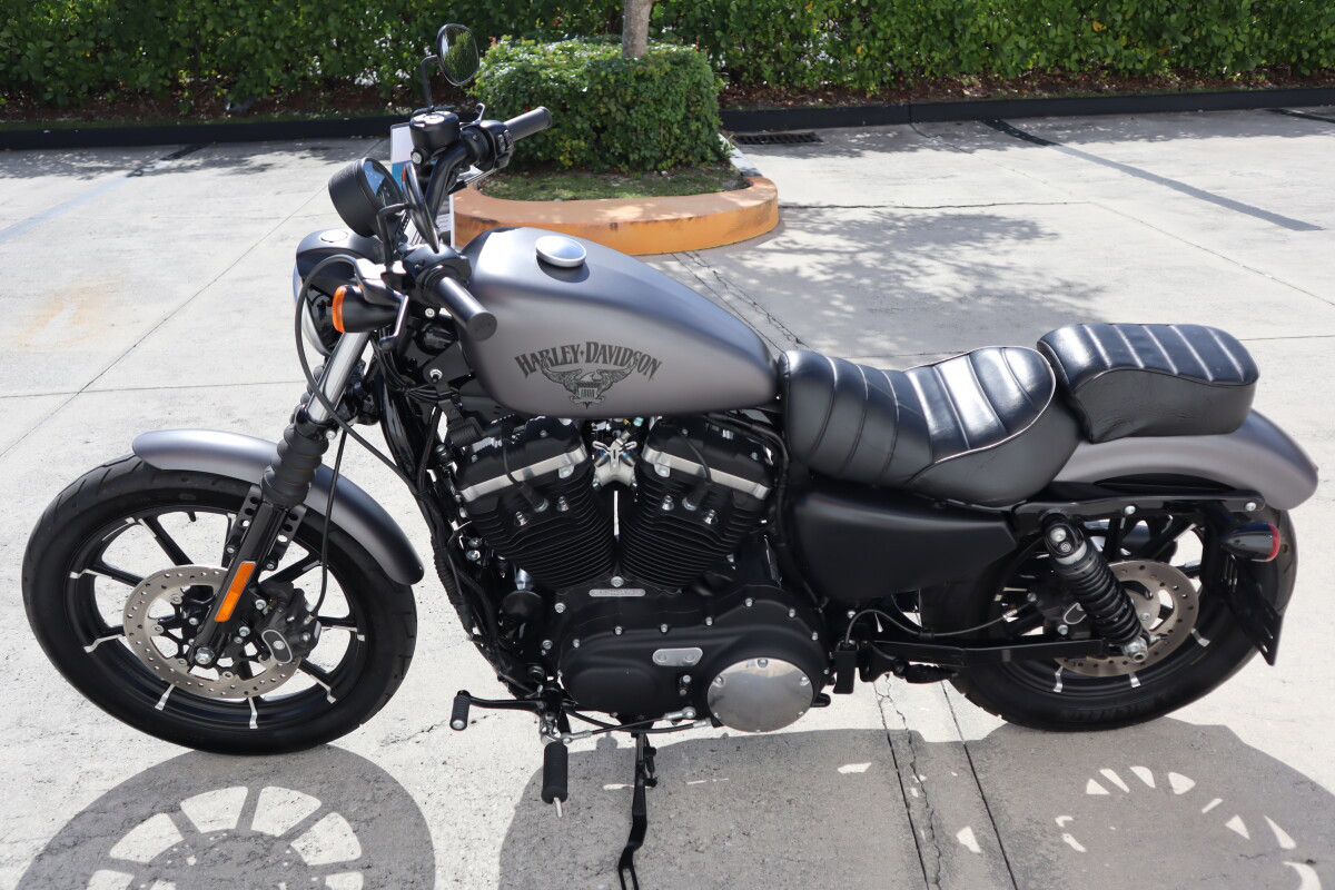 2017 Harley-Davidson® XL883N Sportster® Iron 883® for Sale in Miami, FL (Item 1207983)