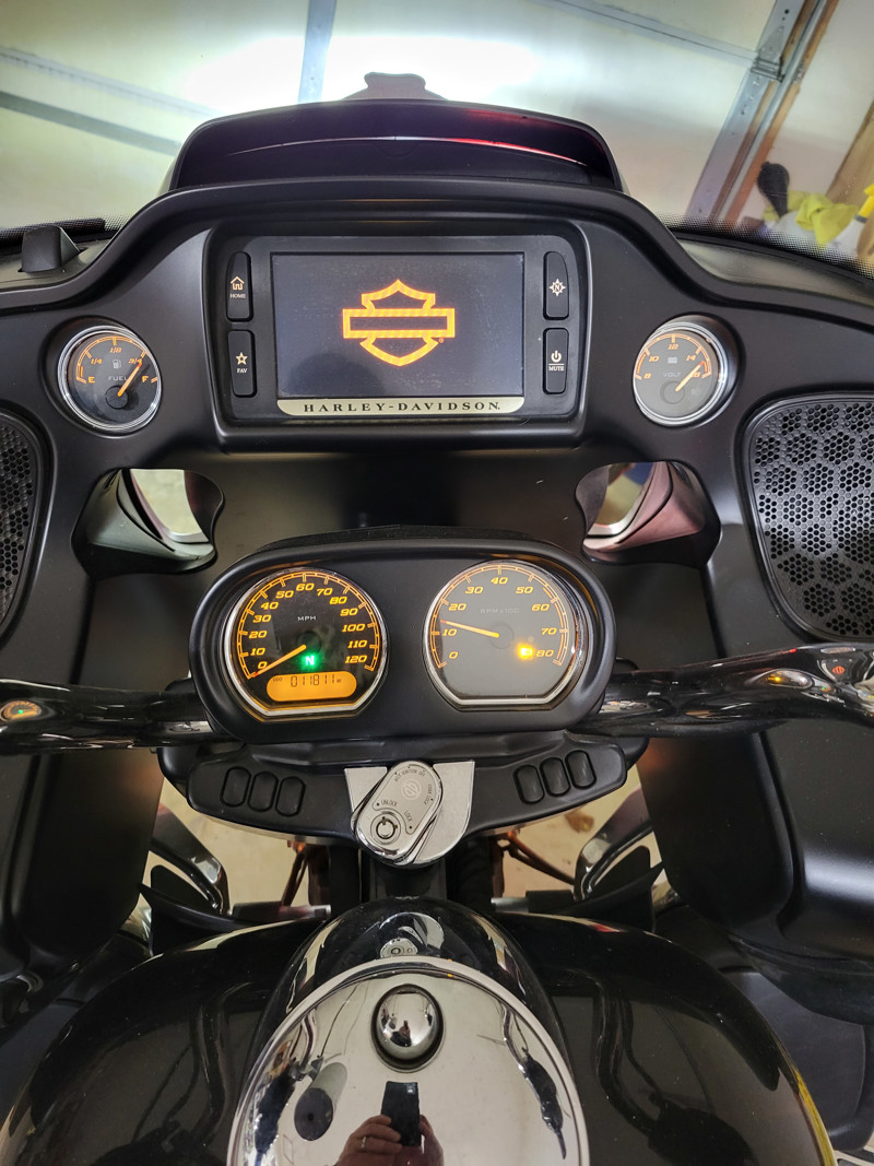 2017 Harley-Davidson® FLTRU Road Glide® Ultra for Sale in Arrowsmith ...