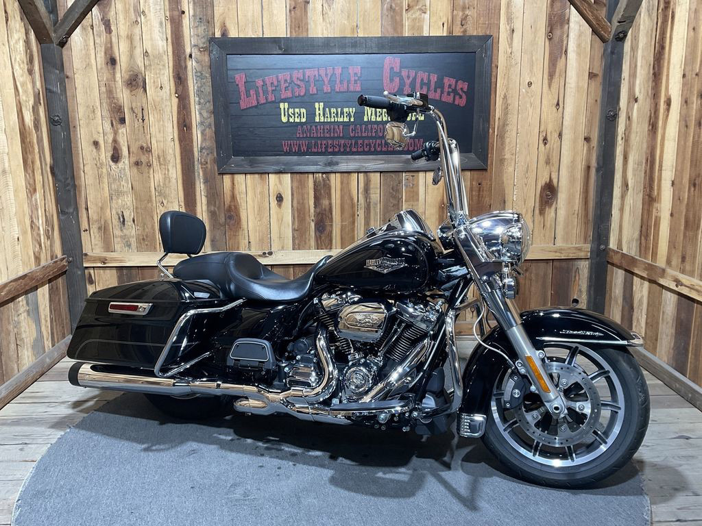 2017 Harley-Davidson® FLHR Road King® for Sale in Anaheim, CA (Item ...