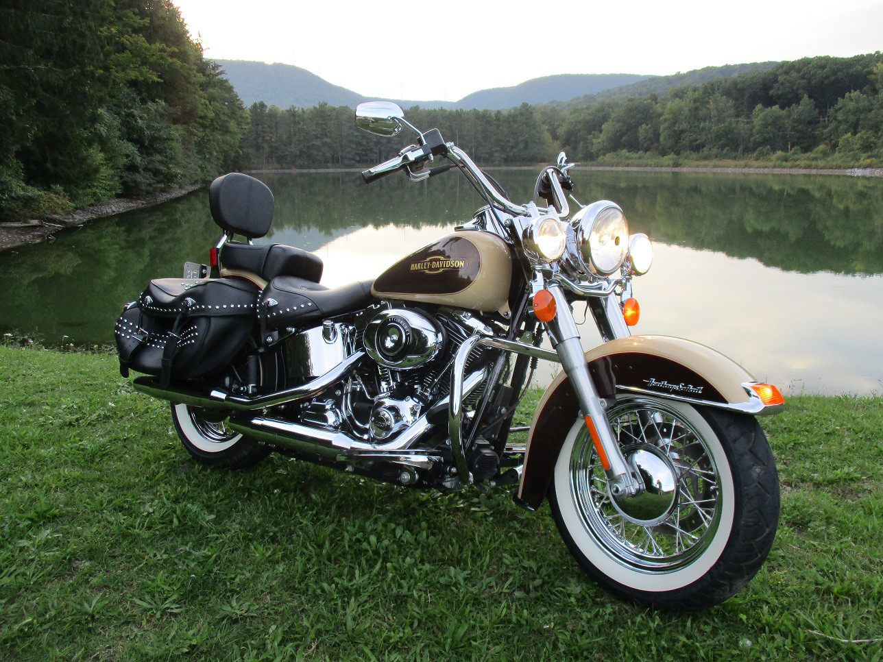 2014 Harley-Davidson® FLSTC Heritage Softail® Classic for Sale in ...