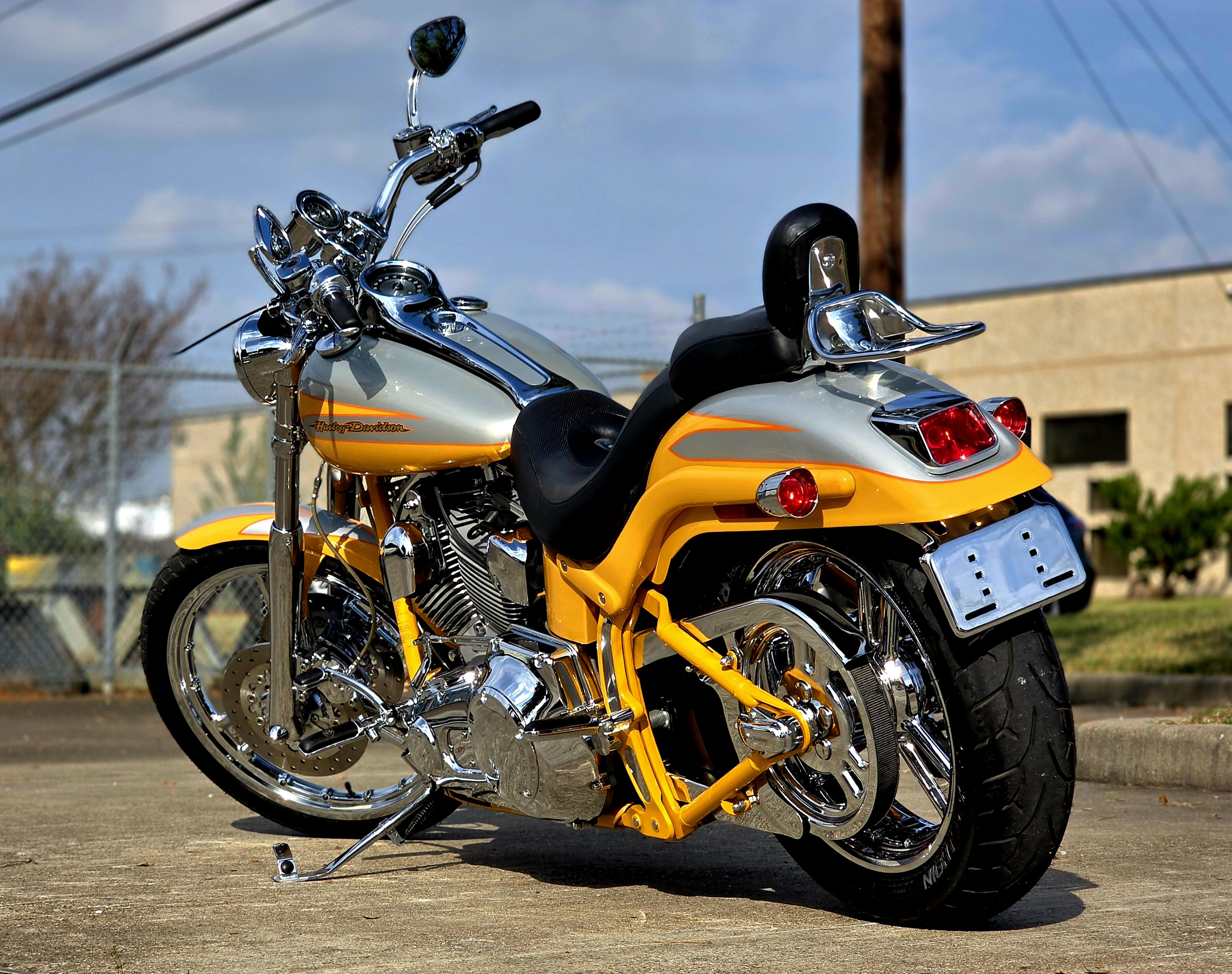 2004 Harley-Davidson® FXSTDSE2 Screamin' Eagle® Softail® Deuce for Sale ...