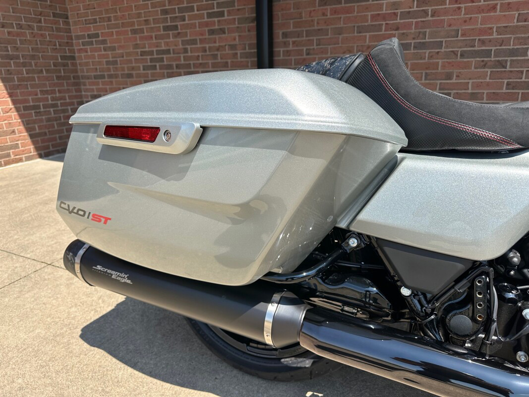 2025 Harley-Davidson® FLTRXSTSE CVO® Road Glide® ST for Sale in ...