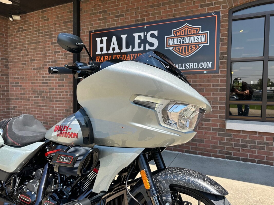 2025 Harley-Davidson® FLTRXSTSE CVO® Road Glide® ST for Sale in ...