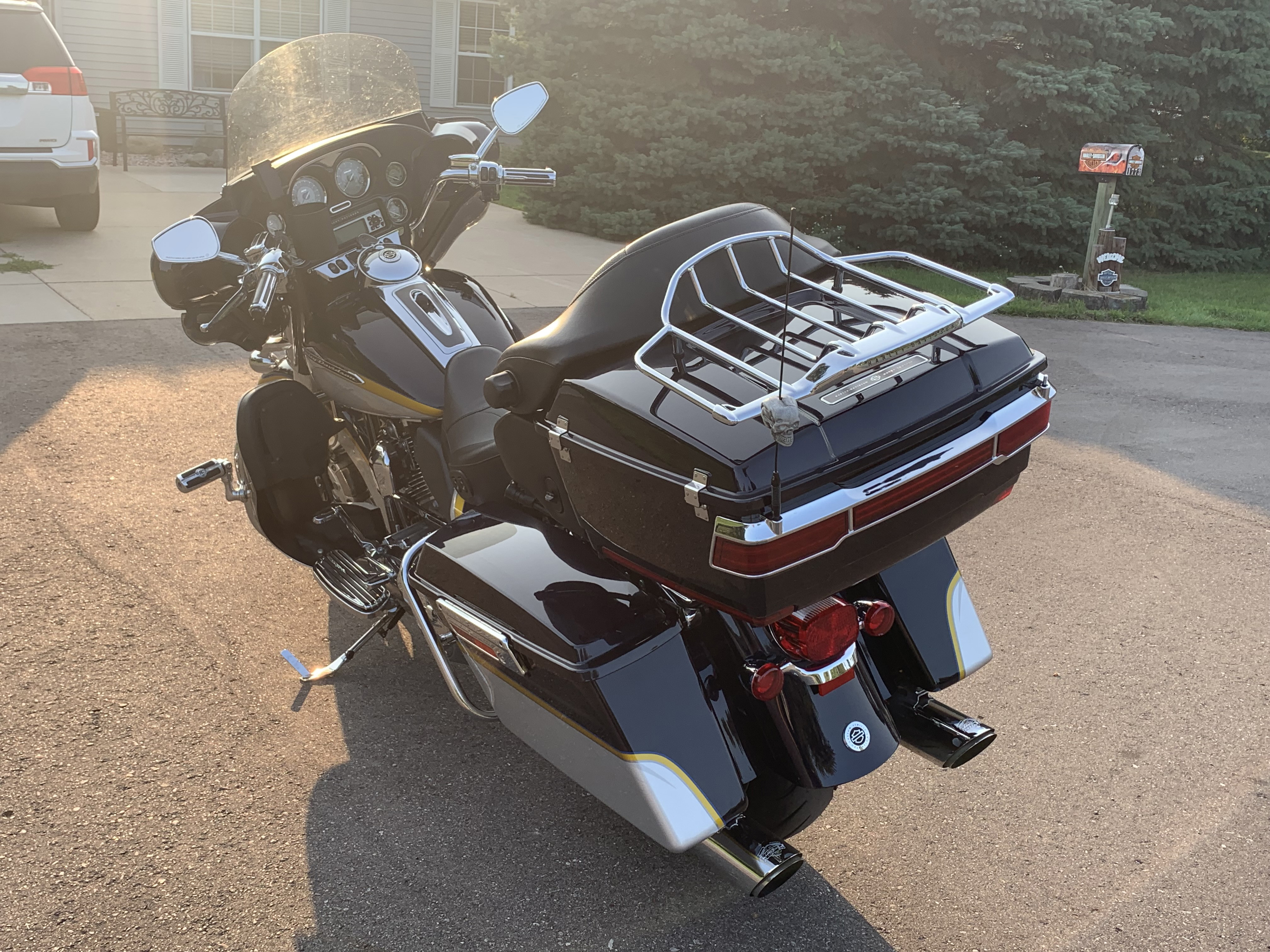 2012 Harley-Davidson® FLHTCUSE7 CVO® Ultra Classic® Electra Glide® for ...
