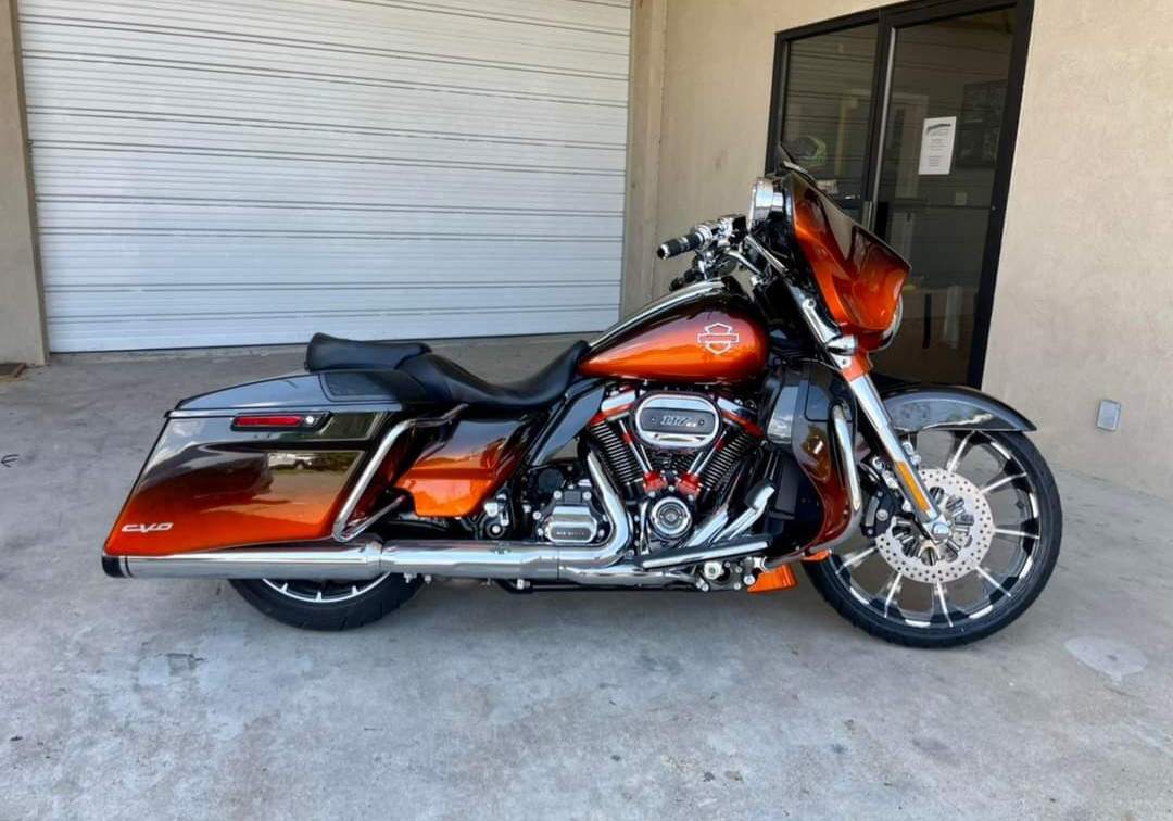 2019 Harley-Davidson® FLHXSE CVO® Street Glide® for Sale in Pembroke ...