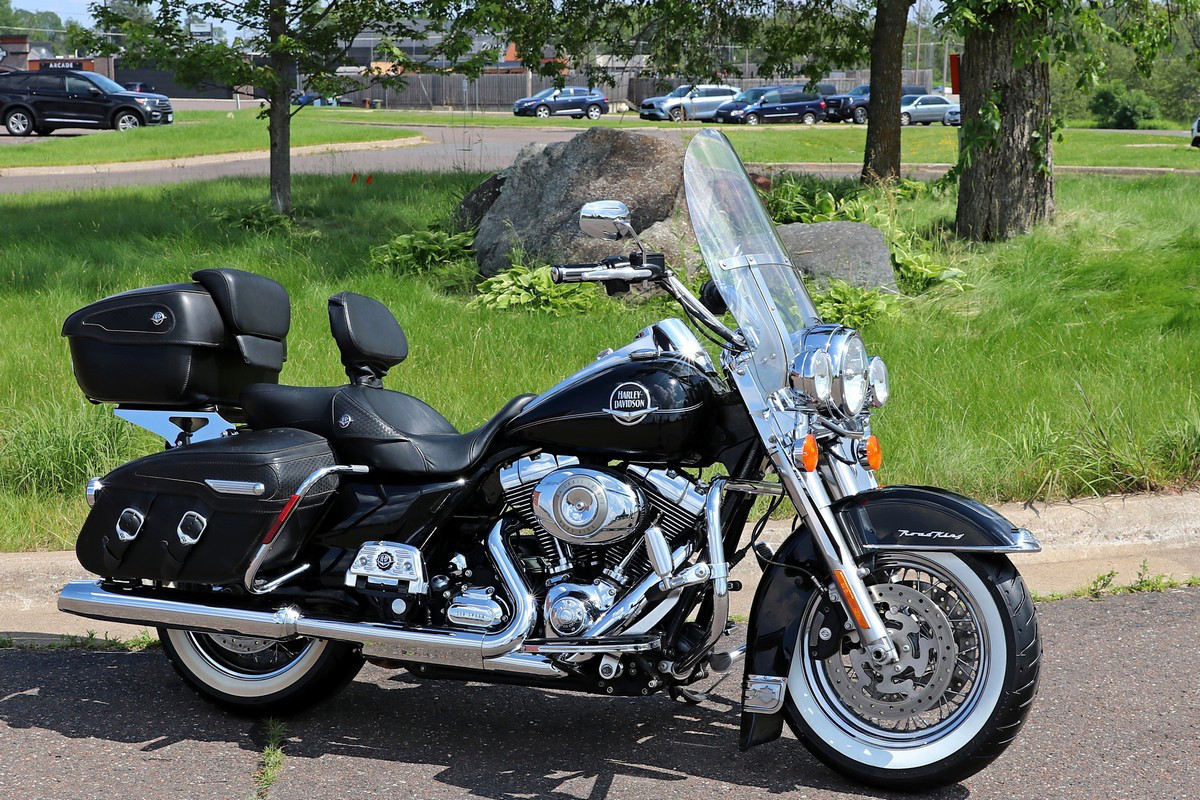 2009 Harley-Davidson® FLHRC Road King® Classic for Sale in Duluth, MN ...