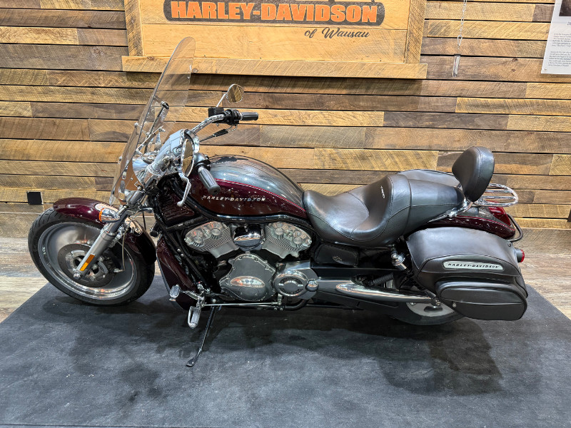 2004 Harley-Davidson® VRSCB V-Rod® - Black Frame for Sale in Rothschild ...