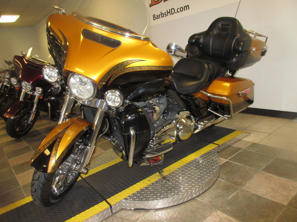 2015 Harley-Davidson® FLHTKSE CVO® Limited for Sale in Mount Ephraim ...