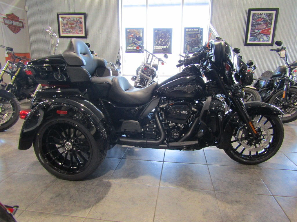 2025 Harley-Davidson® FLHTCUTG Tri Glide® Ultra for Sale in St. Charles ...