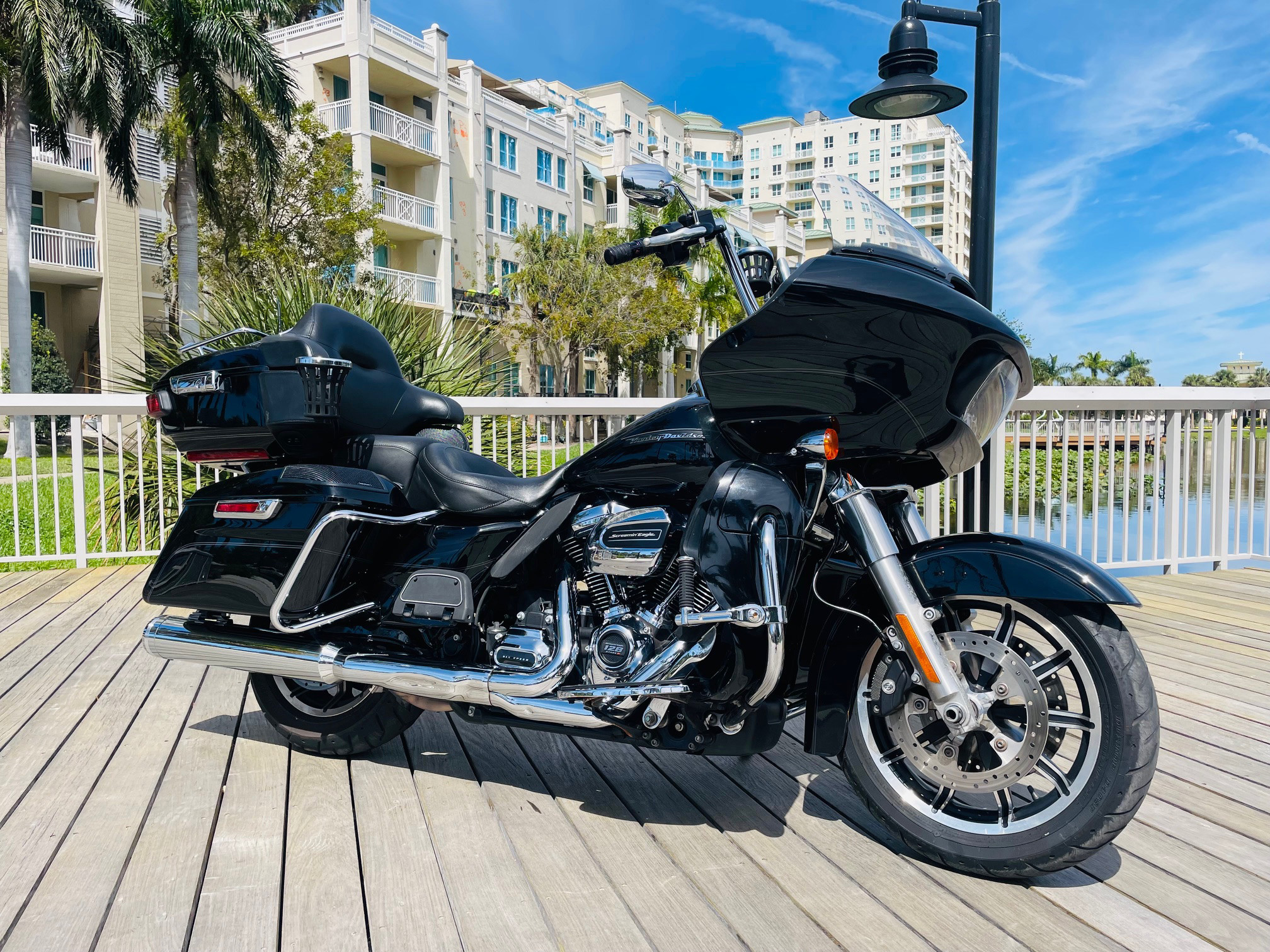 2018 Harley-Davidson® FLTRU Road Glide® Ultra for Sale in Boynton Beach ...