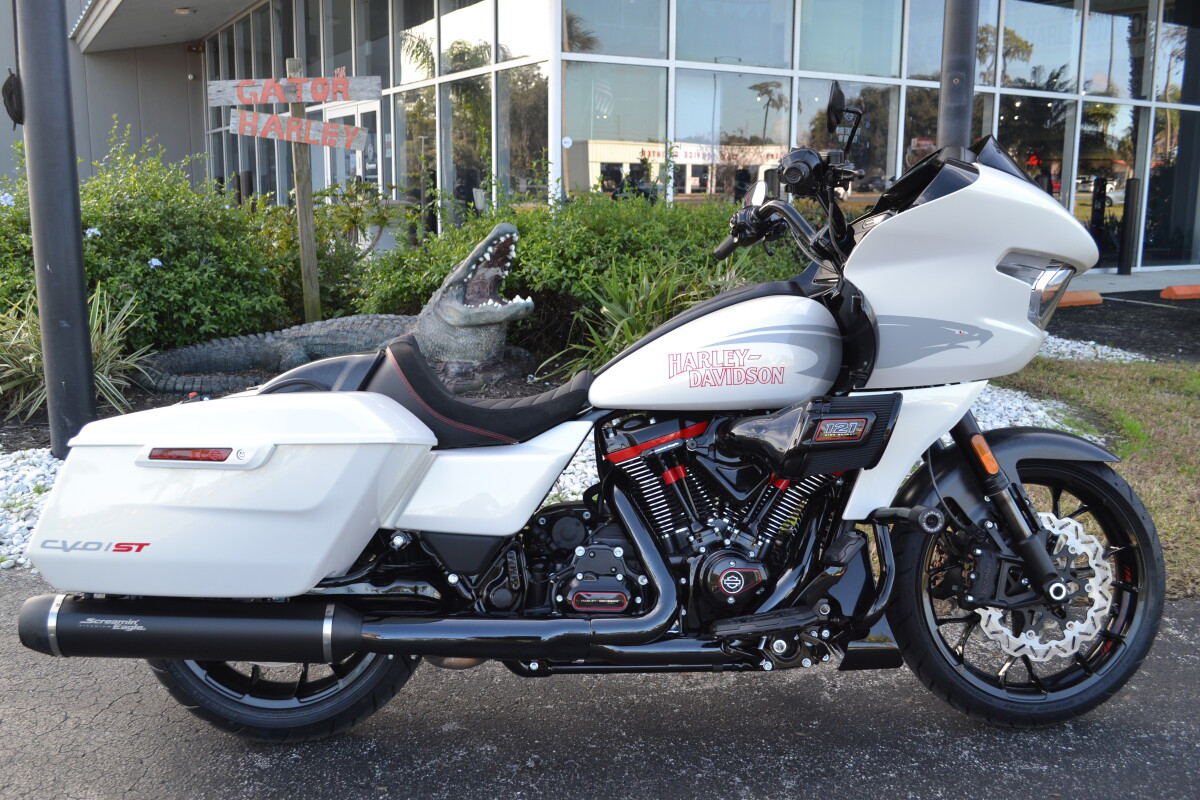 2024 Harley-Davidson® FLTRXSTSE CVO® Road Glide® ST for Sale in ...