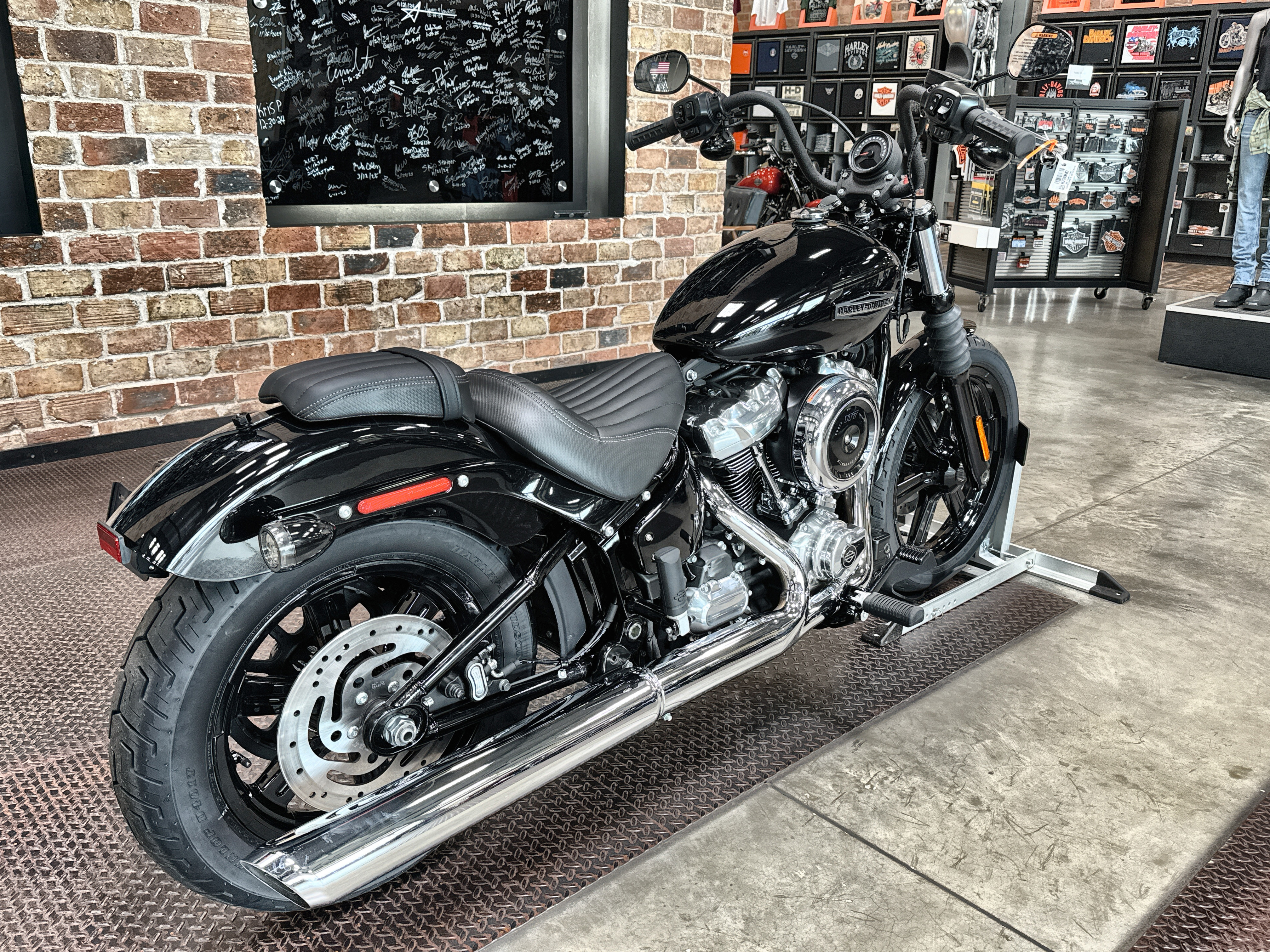 2025 Harley-Davidson® FXBB Street Bob® for Sale in Bedford, TX (Item ...