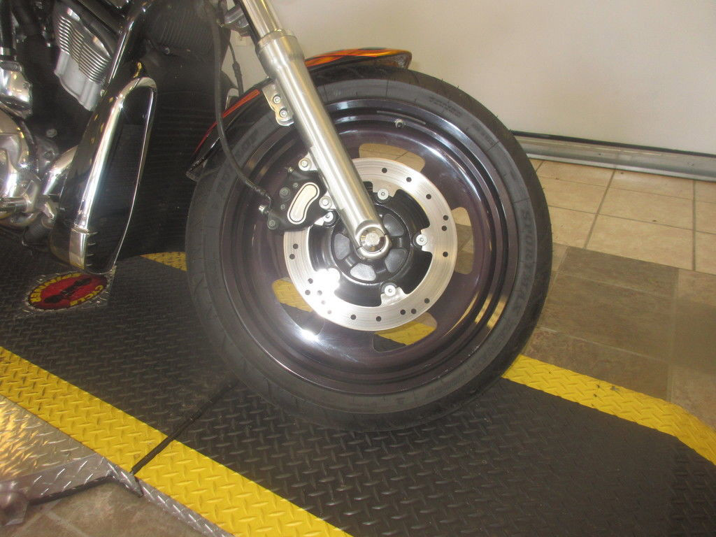 2004 Harley-Davidson® VRSCB V-Rod® - Black Frame for Sale in Mount ...