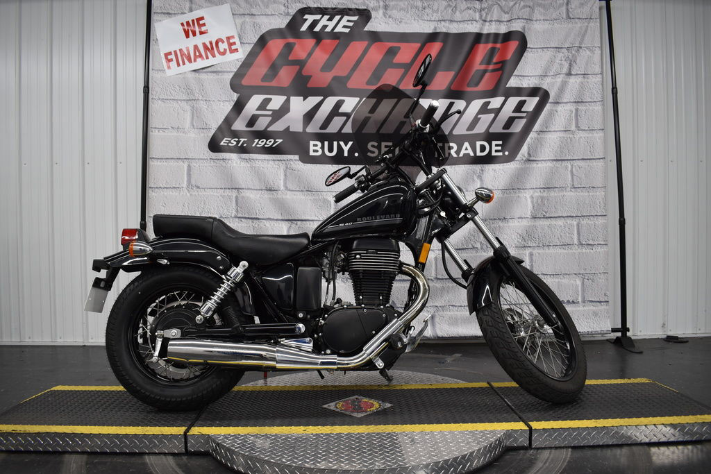 2017 Suzuki LS650 Boulevard S40 for Sale in Andover, NJ (Item 1329757)