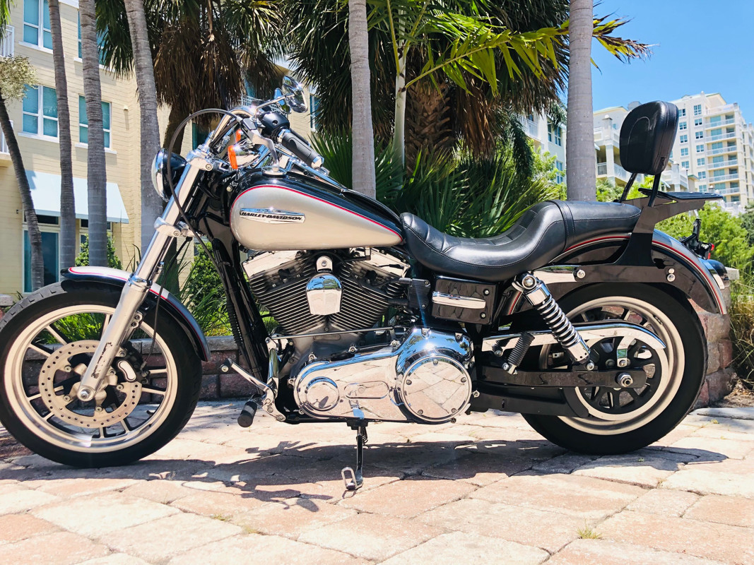 Dyna® Super Glide® Custom